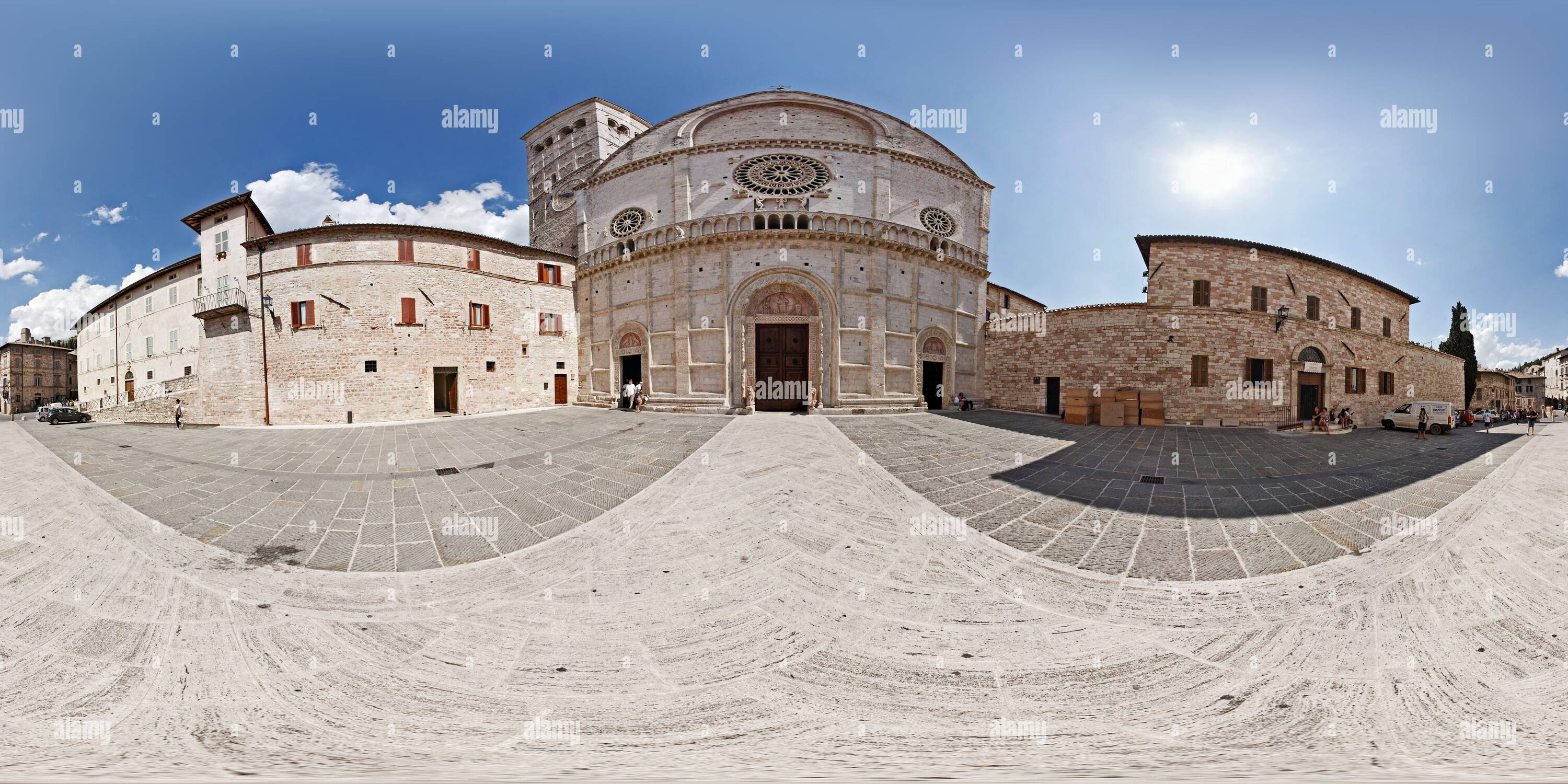 360° view of Assisi, Cattedrale di San Rufino - Alamy