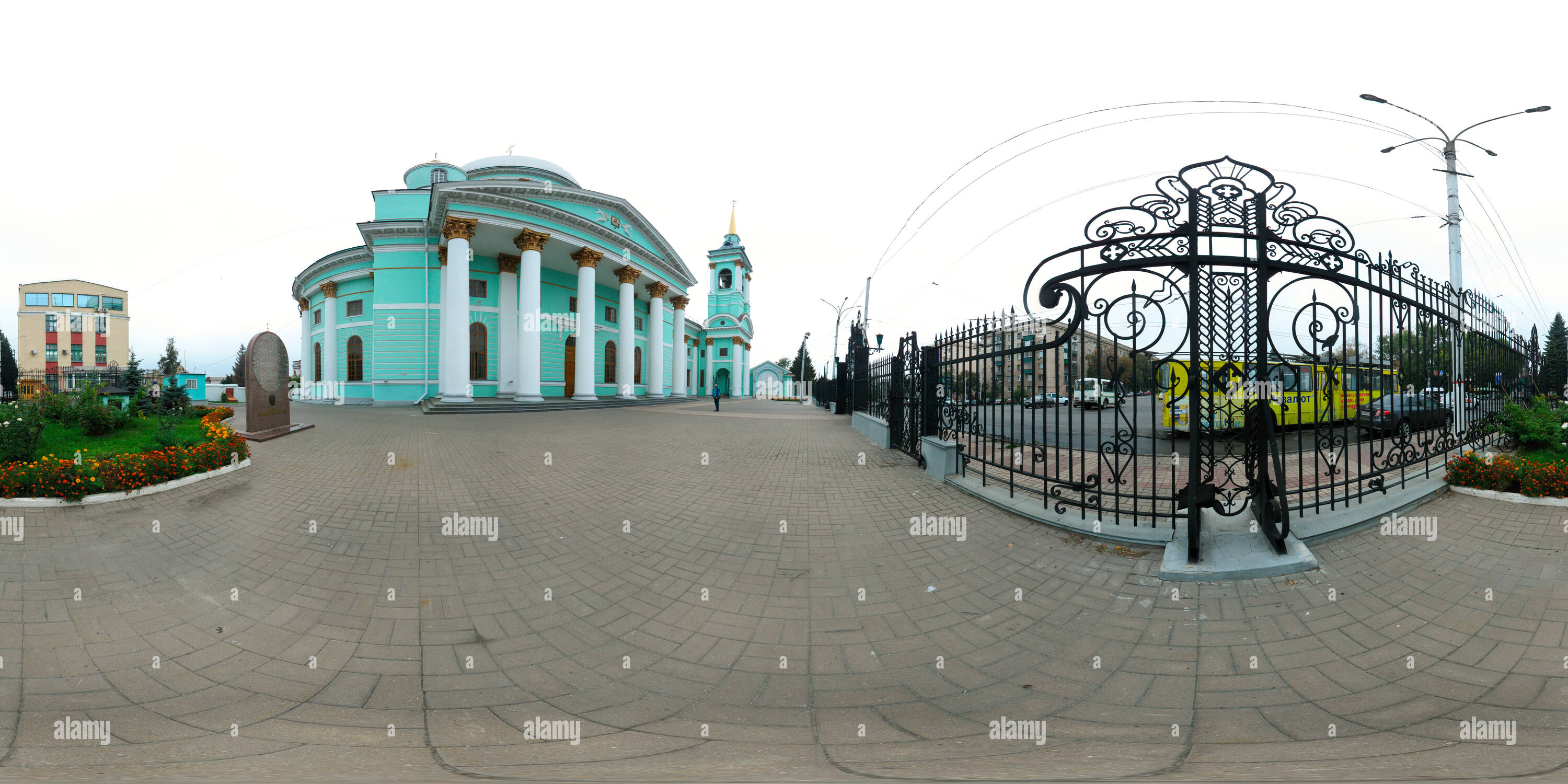 360° view of Znamensky Cathedral in Kursk - Alamy