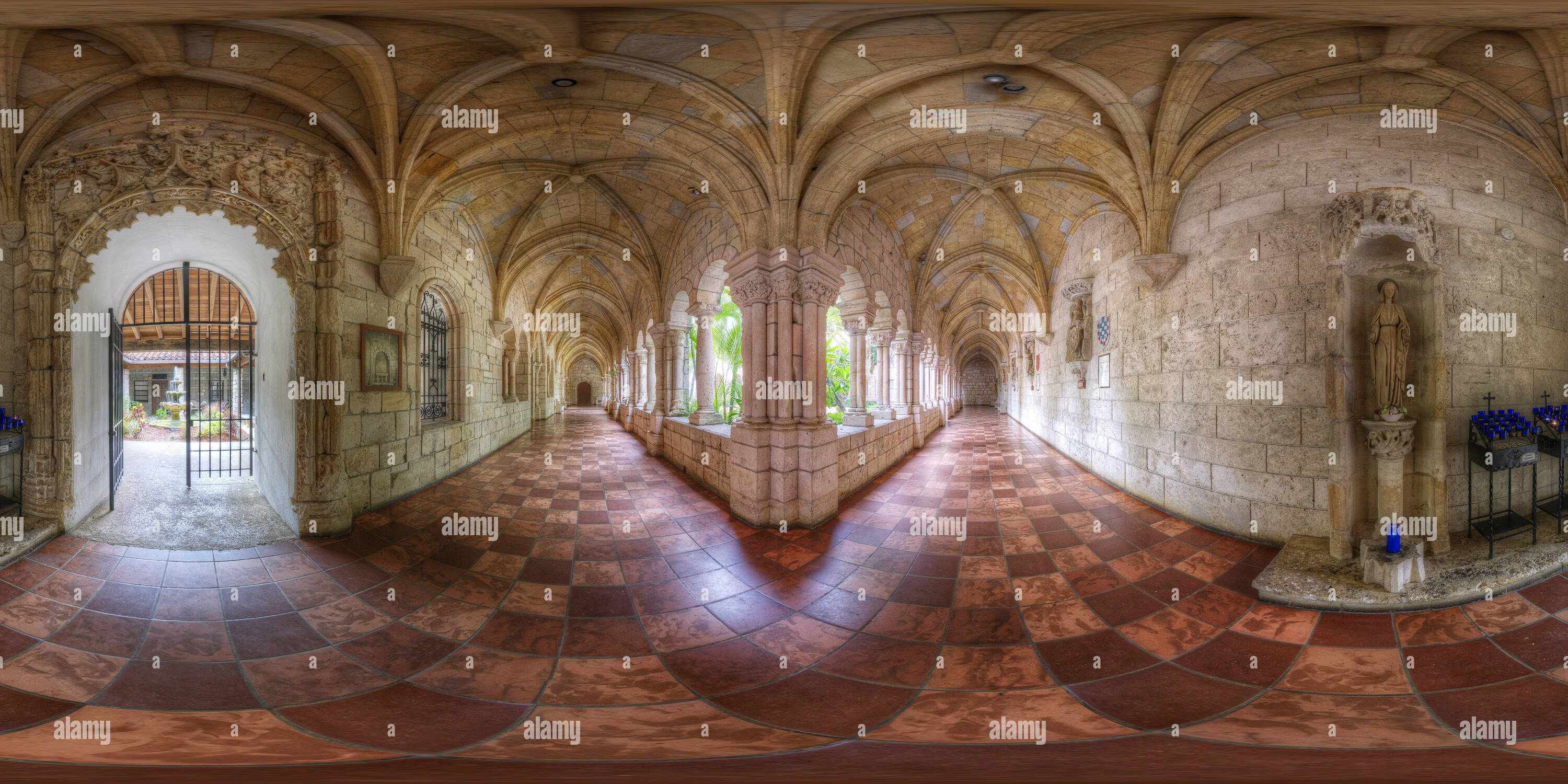 St bernard of clairvaux hi-res stock photography and images - Alamy