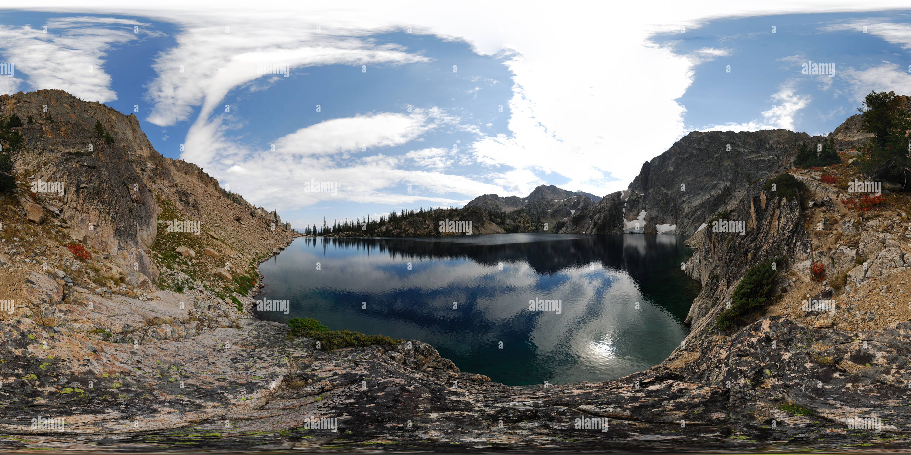 360° view of Goat Lake (southwest), Sawtooth National Wilderness, Idaho ...