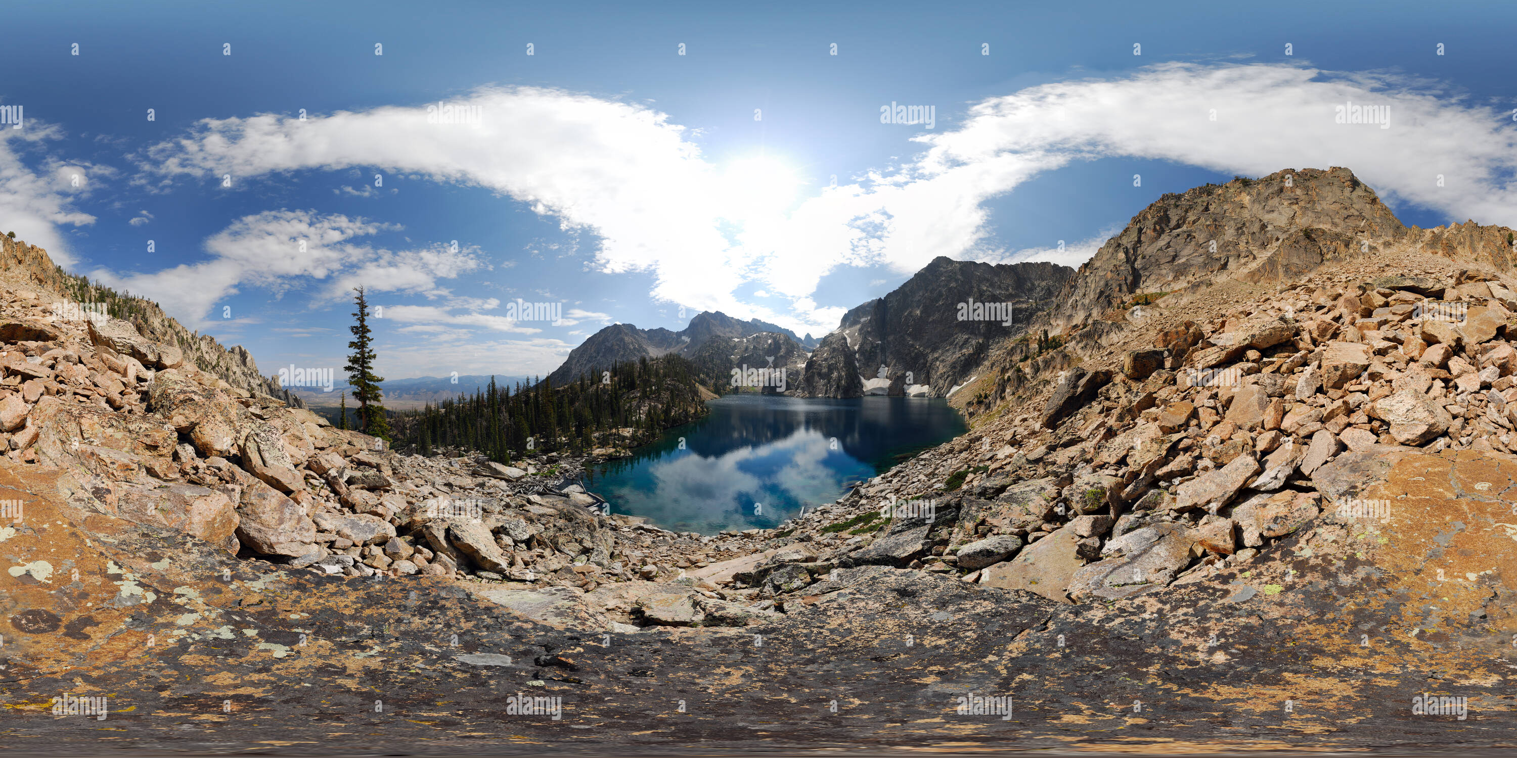 360° view of Goat Lake (north), Sawtooth National Wilderness, Idaho ...