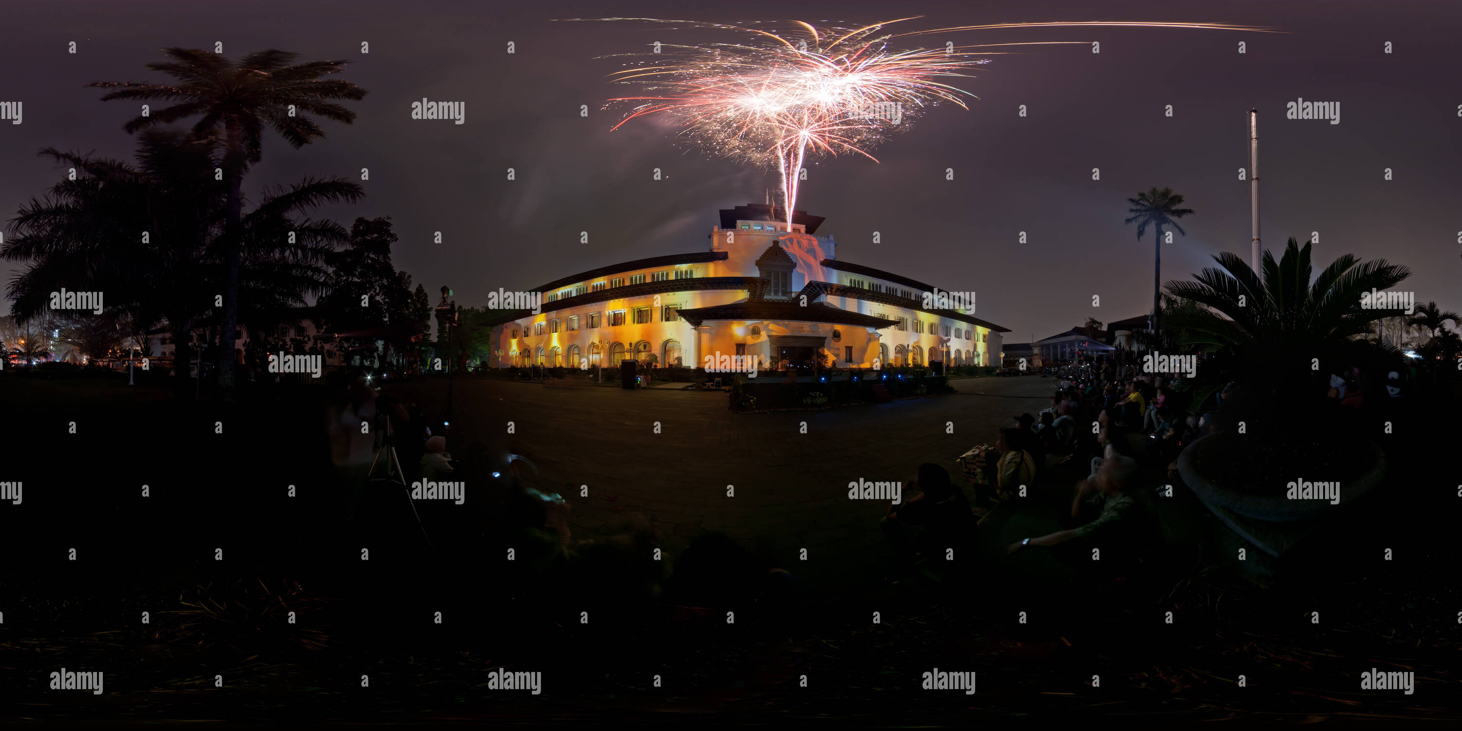 360° view of Video Mapping Projection, Gedung Sate, Bandung - Alamy