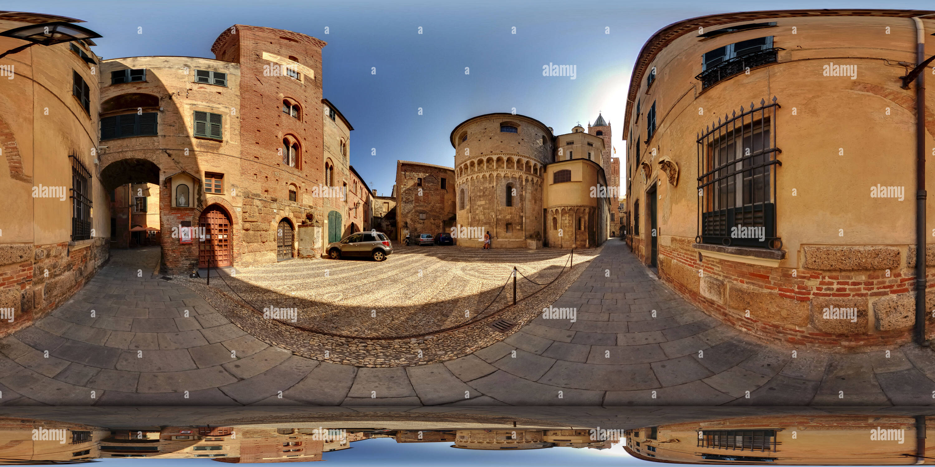 360° view of Albenga, Square of Lions - Alamy