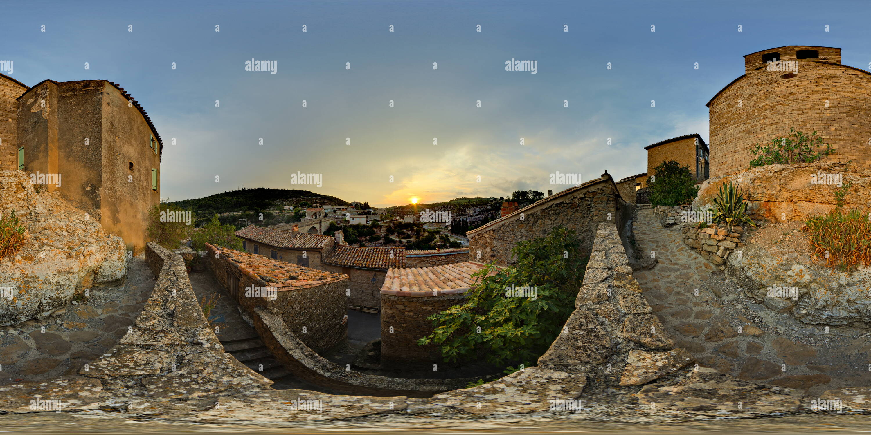360° view of Sunset over Minerve, France - Alamy