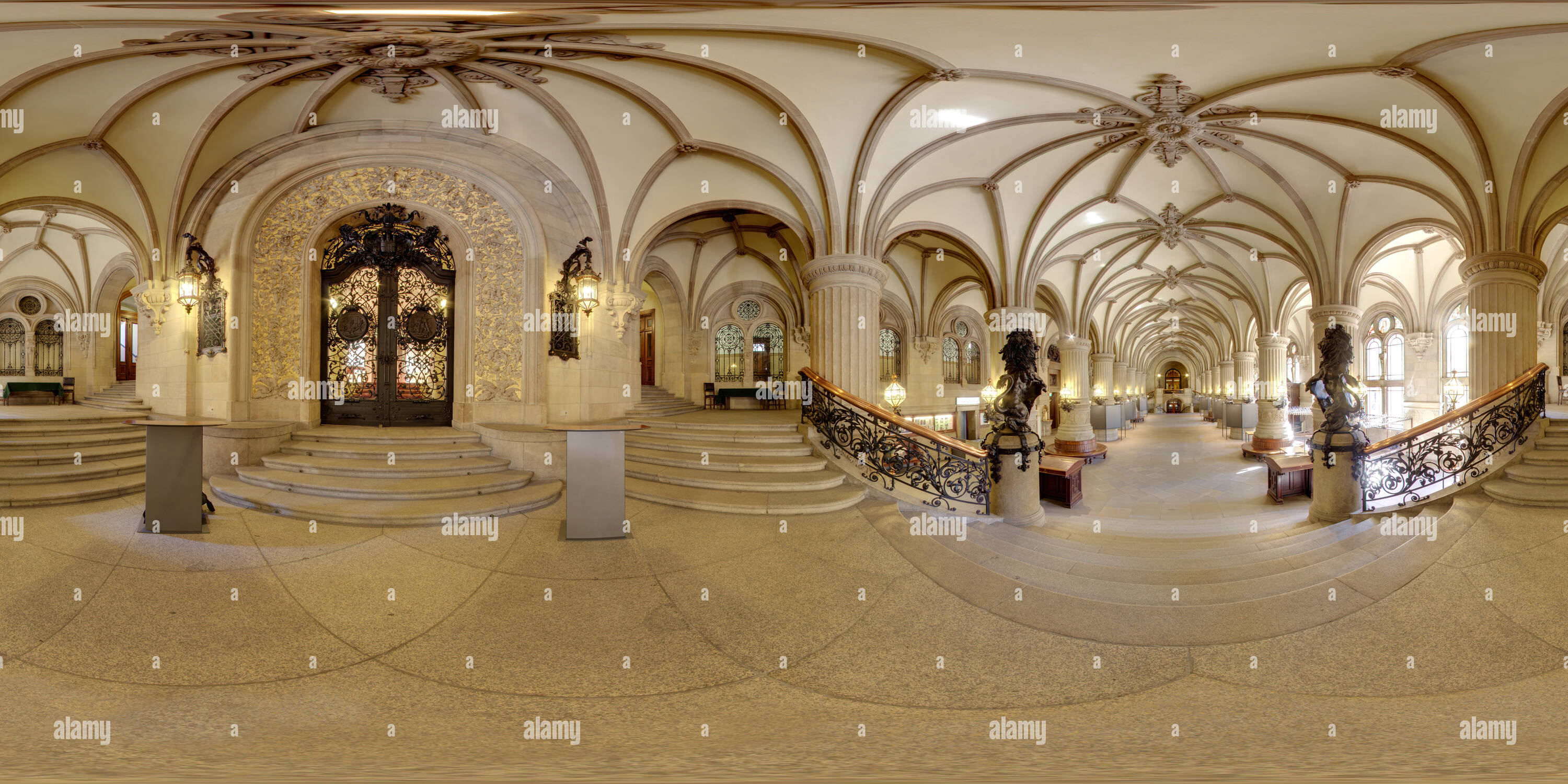 360° view of Inside the town hall, Hamburg, Germany - Alamy