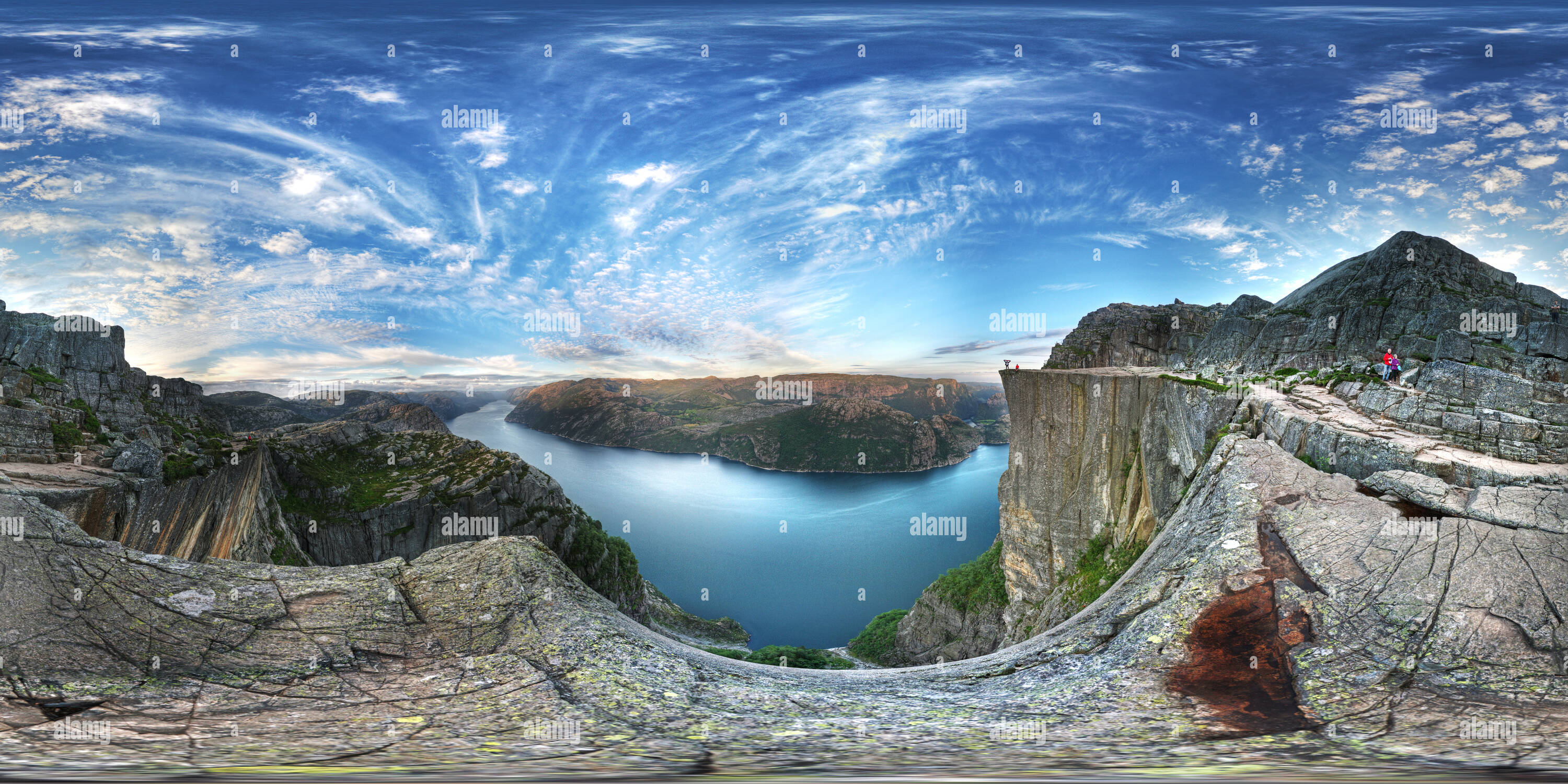 360° view of Sunset from Preikestolen over Lysefjorden - Norway - Alamy