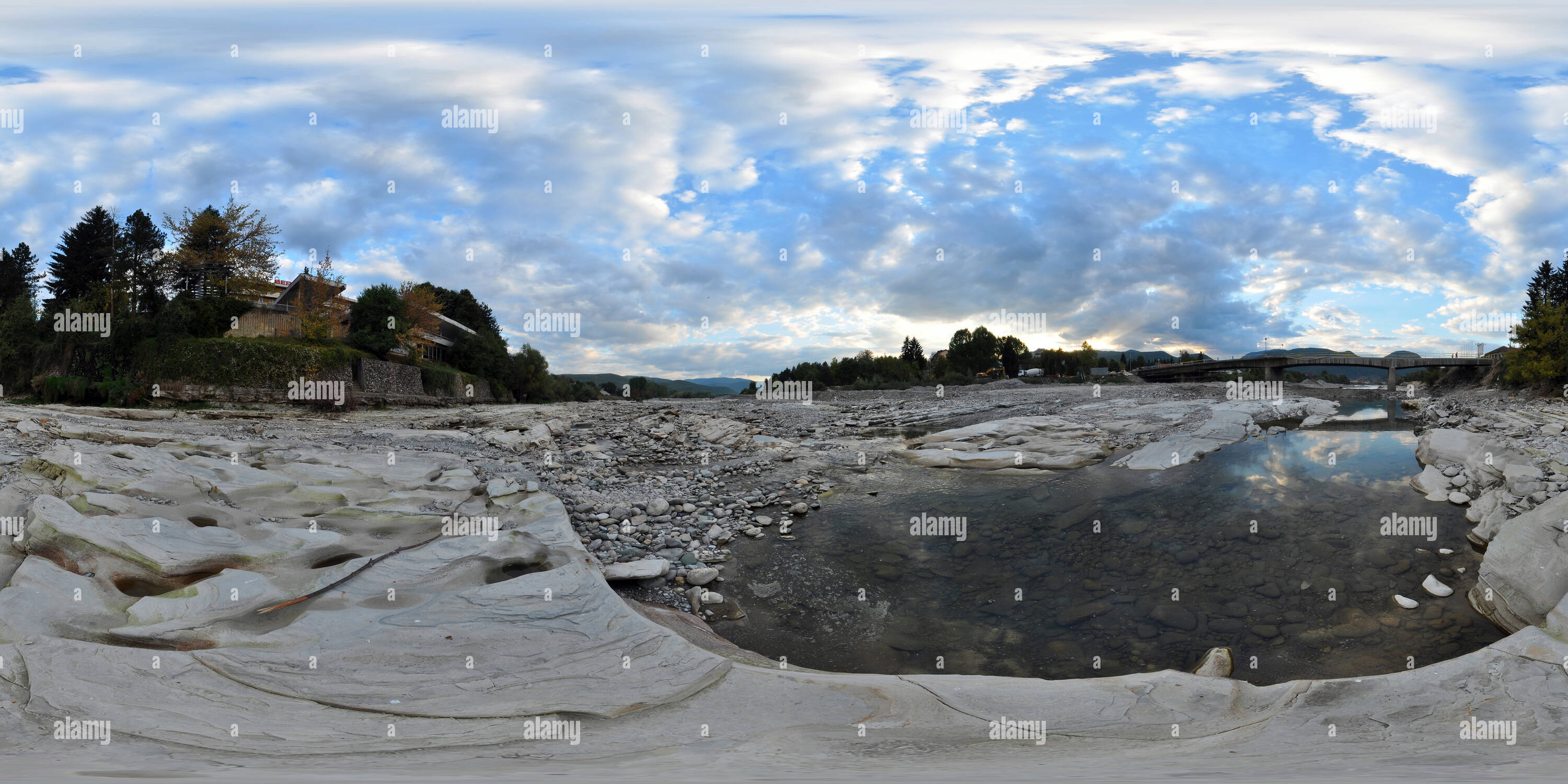 360° view of Dry Riverbed Lim River 1 - Alamy