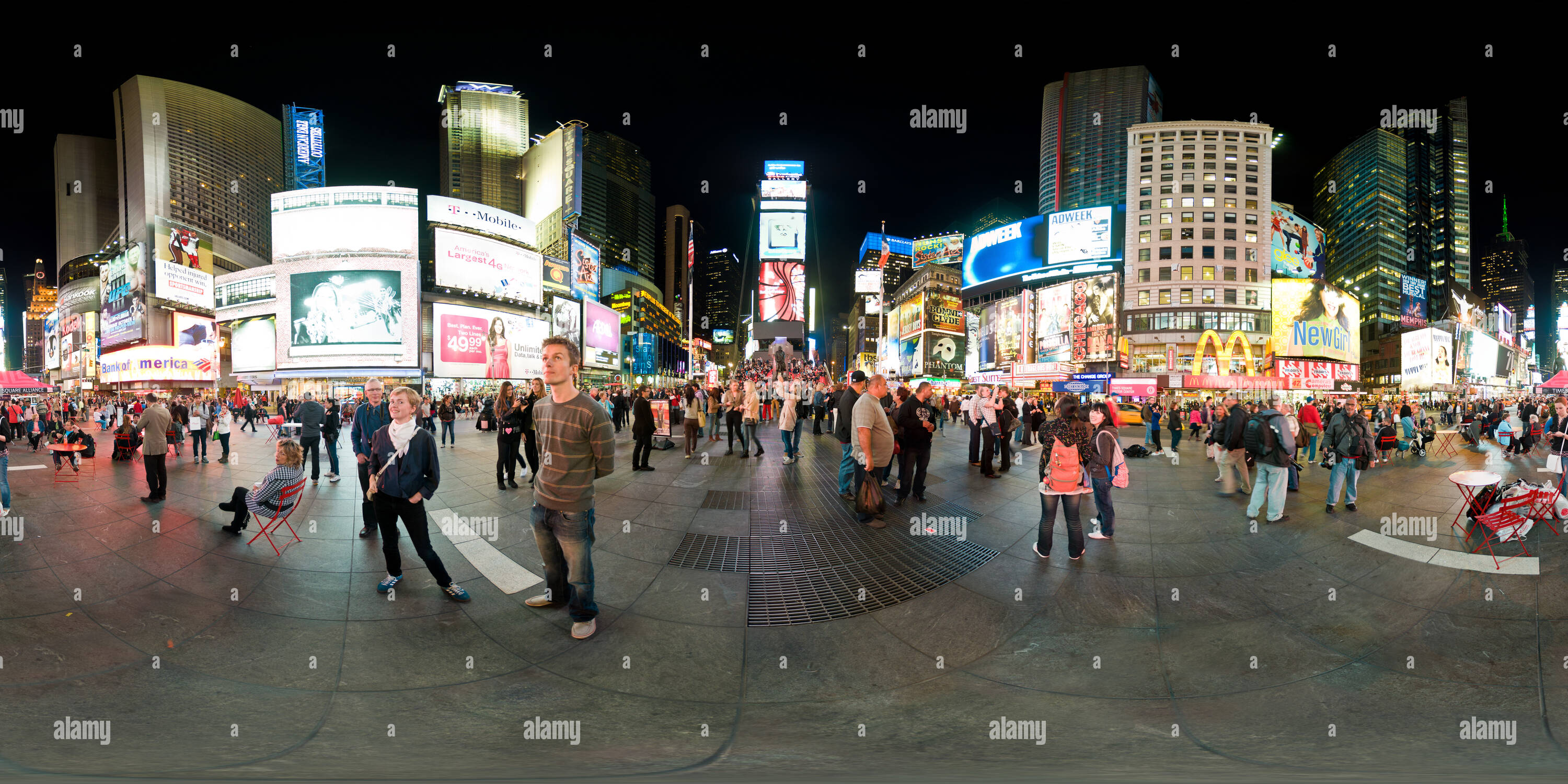 360° view of Times Square, New York - Alamy