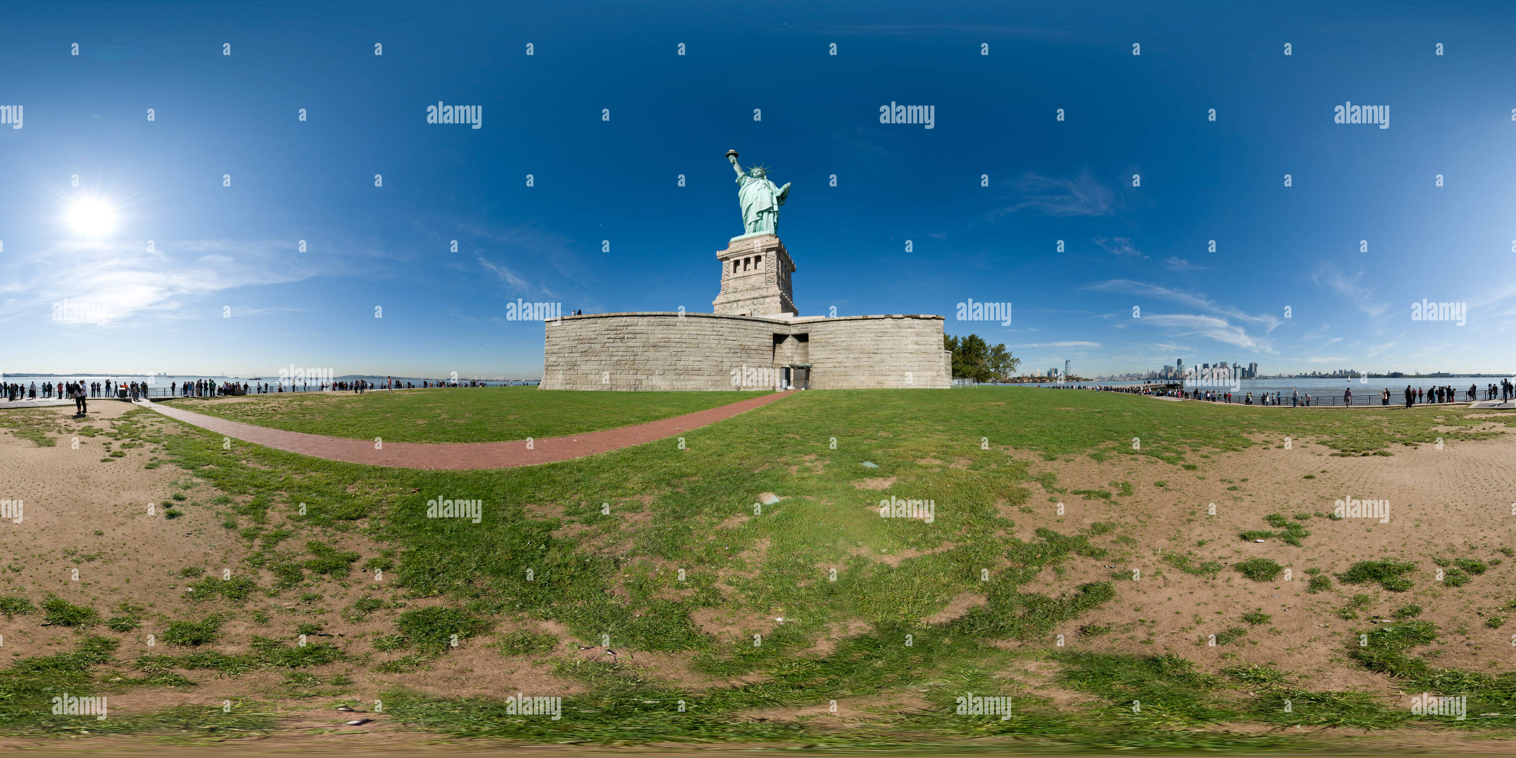 360° view of Statue of Liberty, New York - Alamy