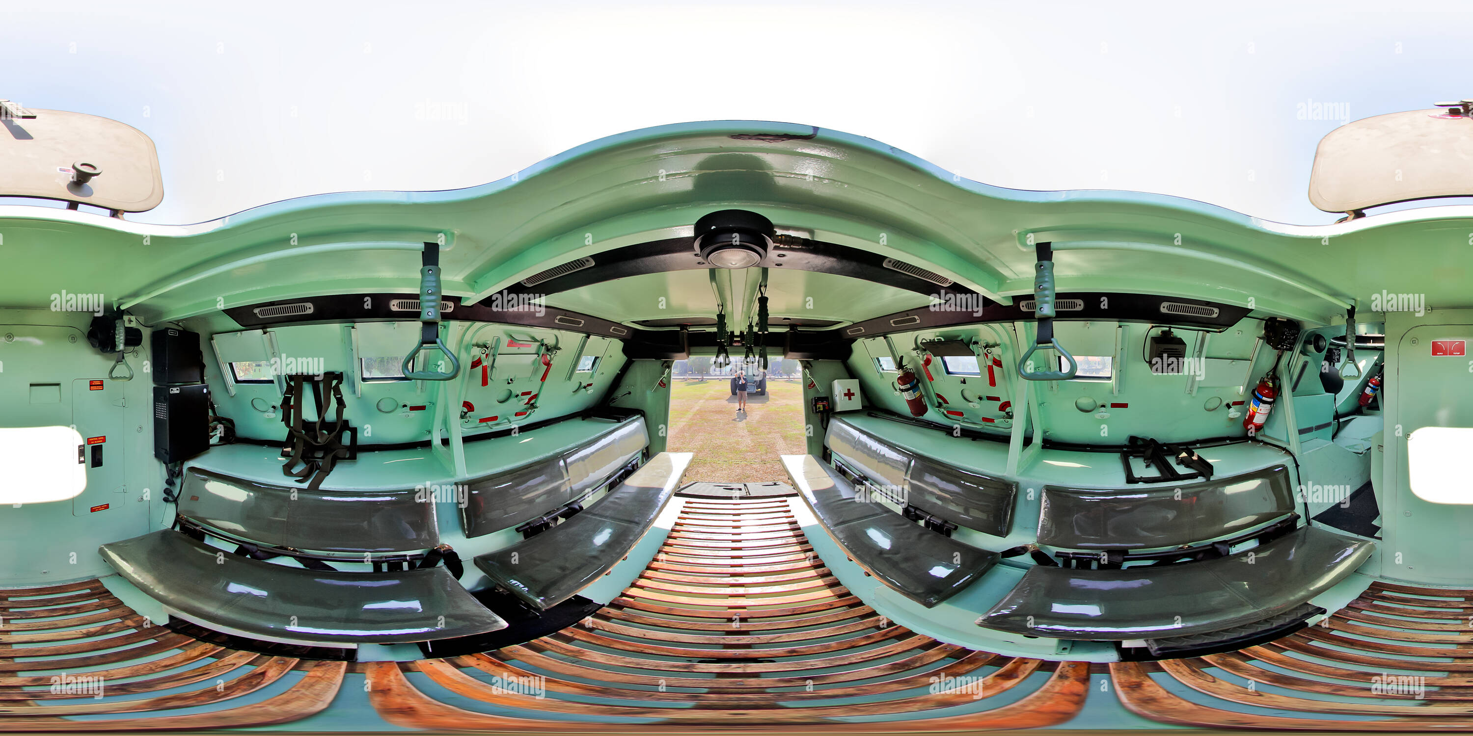 360° view of idP Photo Hunt - Combat Vehicle - Alamy