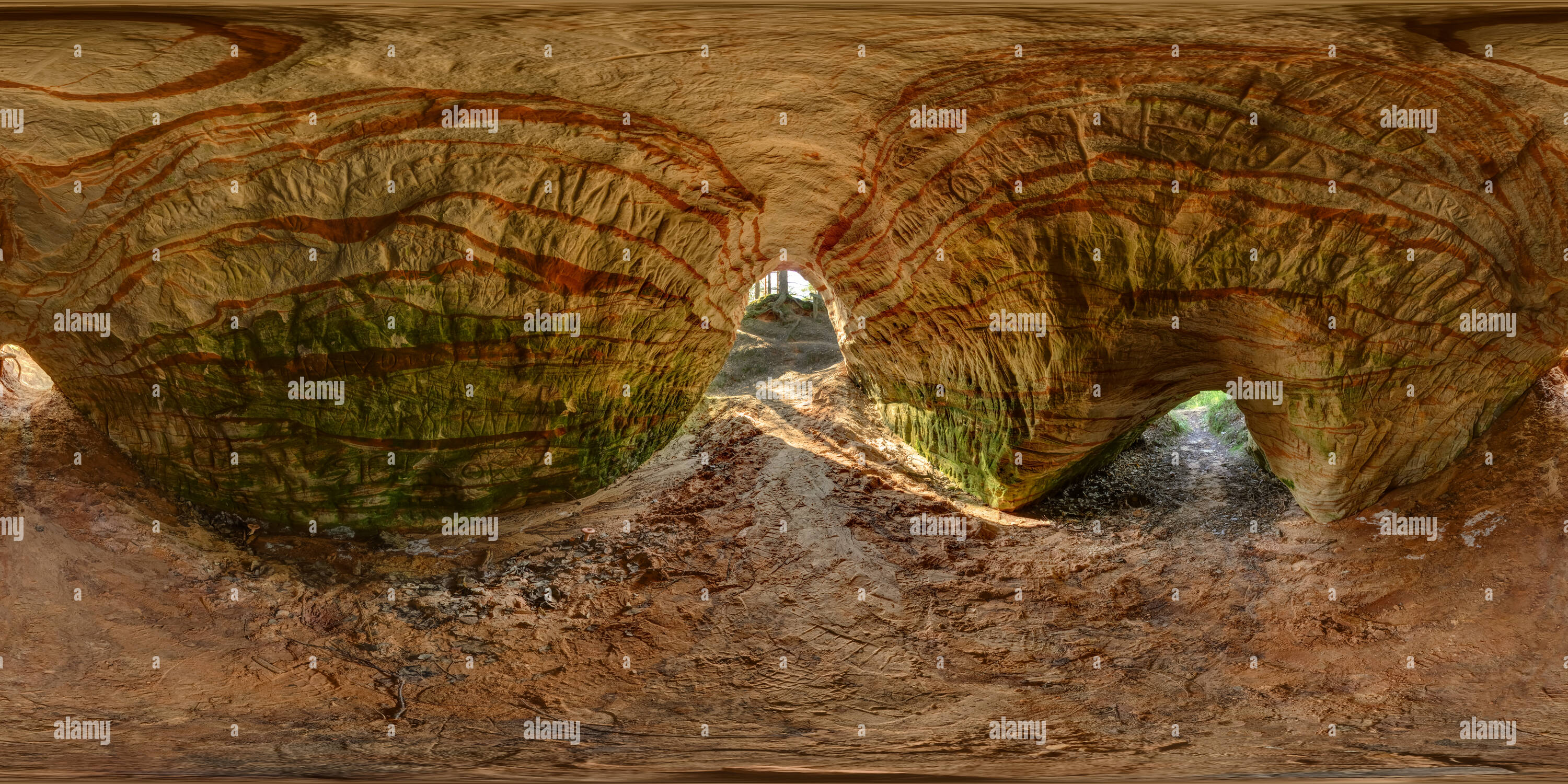 360° view of Piusa Sand Caves - Alamy