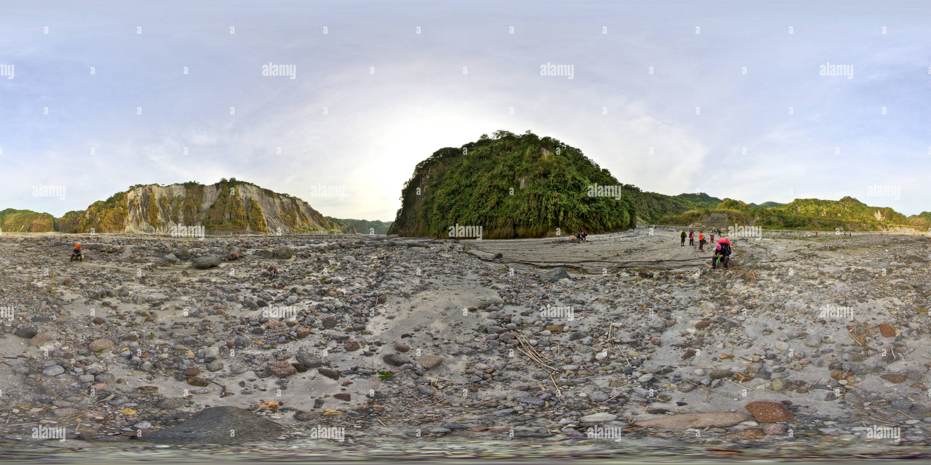 360° view of Pinatubo via Delta 5 Trail - Alamy