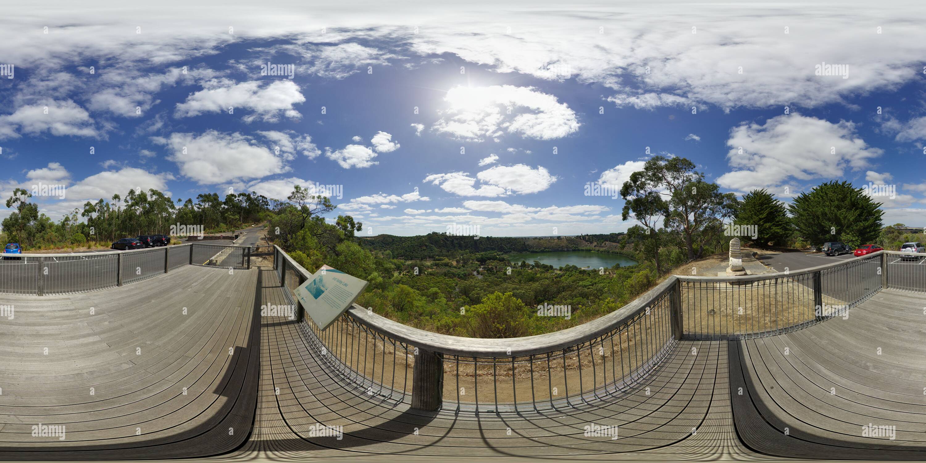 360° view of Lions Lookout above Valley Lake - Alamy