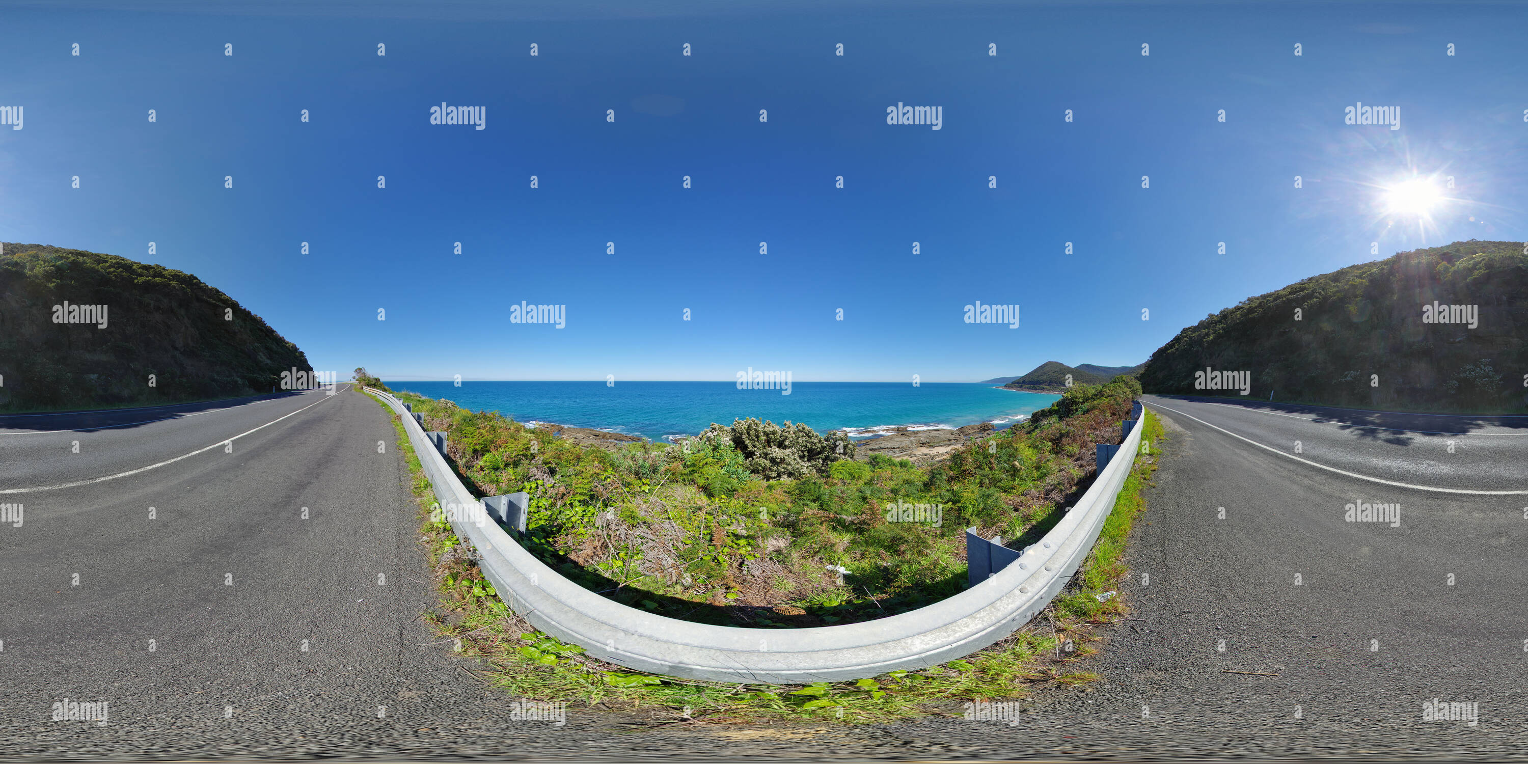 360° view of Great Ocean Road between Lorne and Cumberland River - Alamy