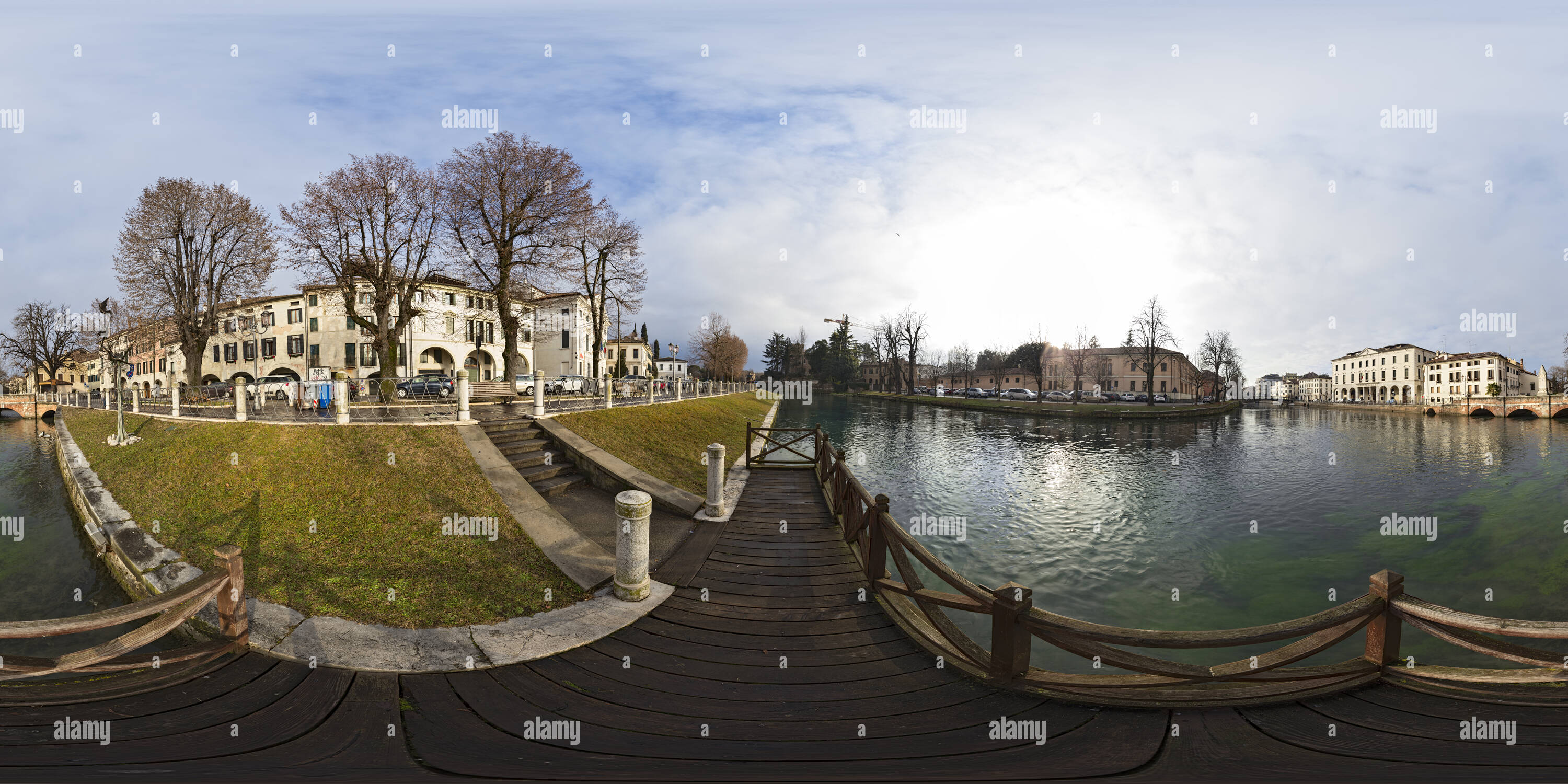 360° view of Fiume Sile, Treviso, Veneto, Italy - Alamy