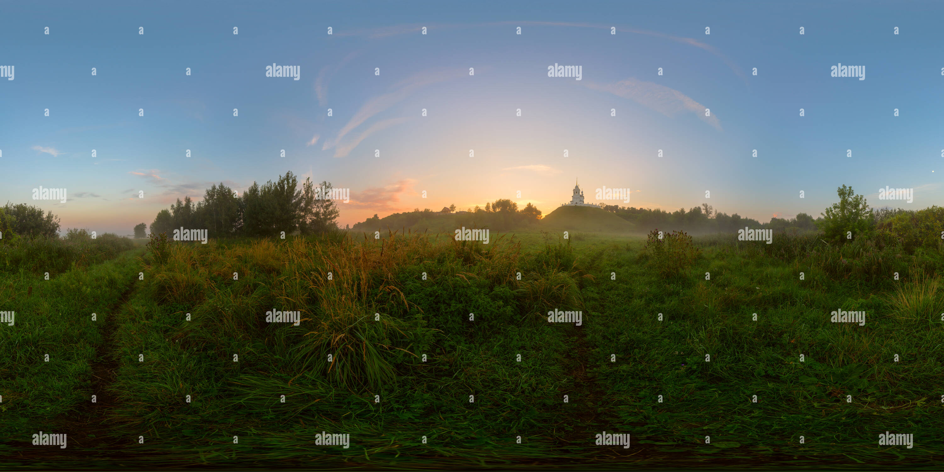 360° view of epifan morning fog 3 - Alamy