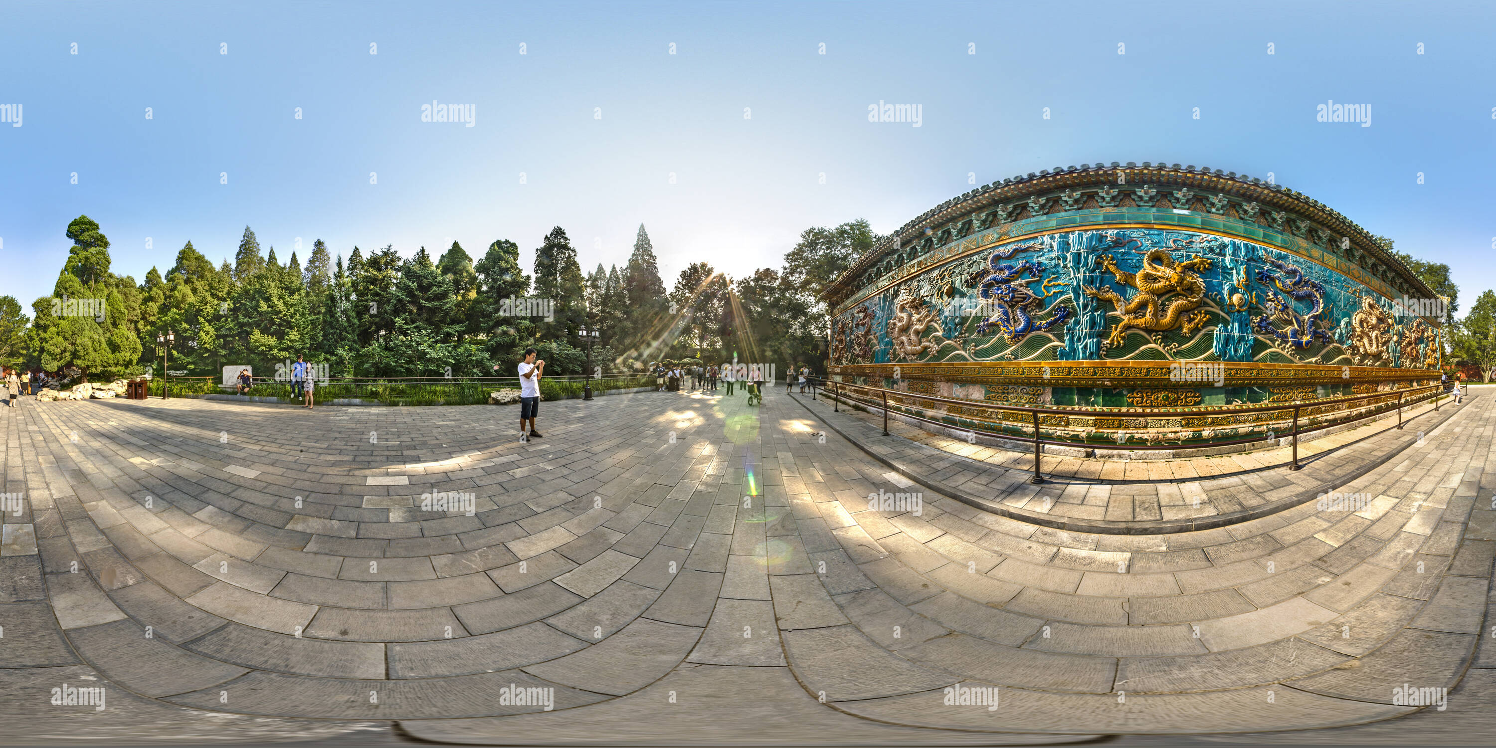 360° view of China Beijing BeiHai Park—— the Nine-Dragon Wall - Alamy
