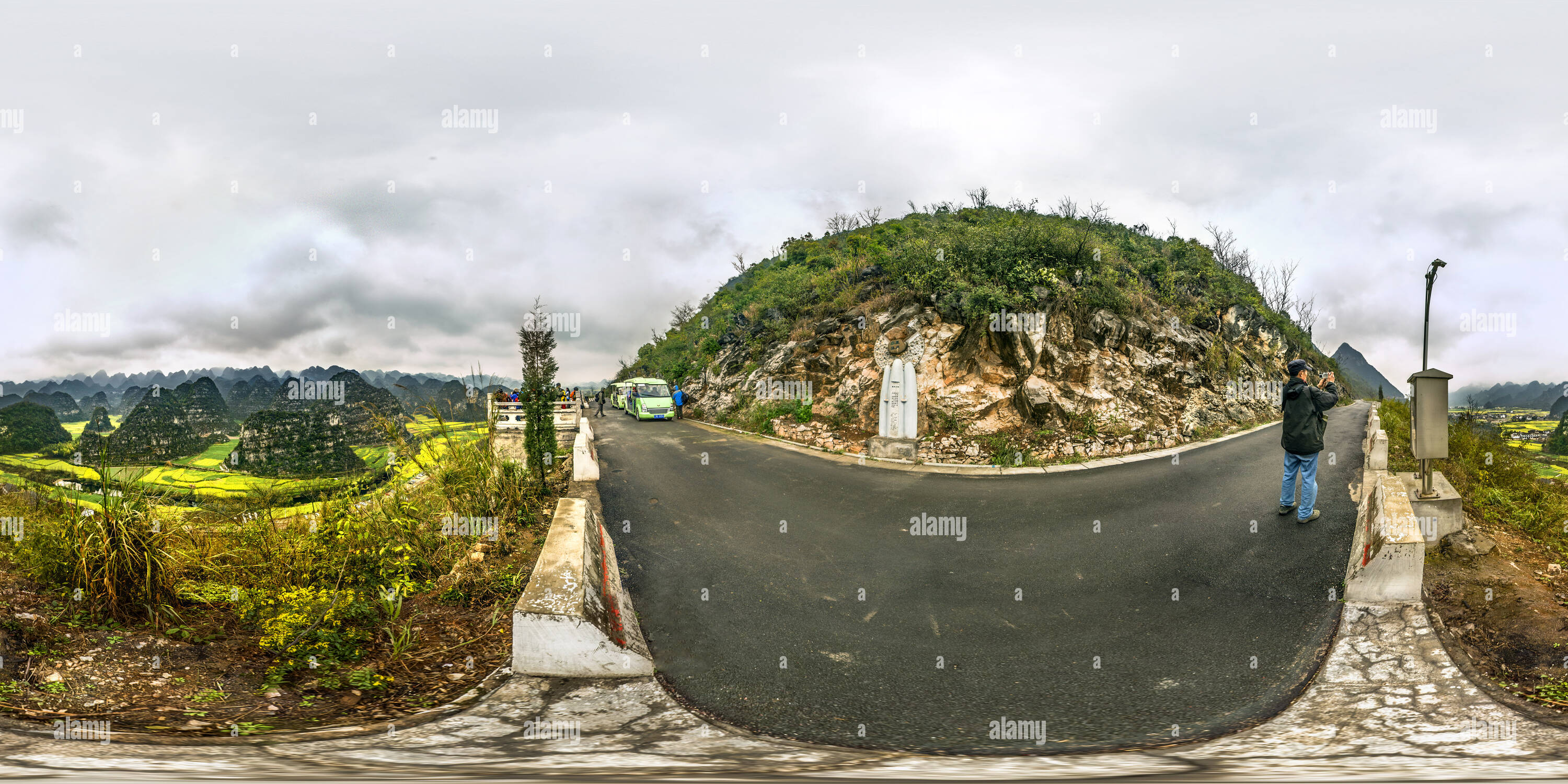 Guizhou xingyi wanfenglin forest of peaks hi-res stock photography and ...