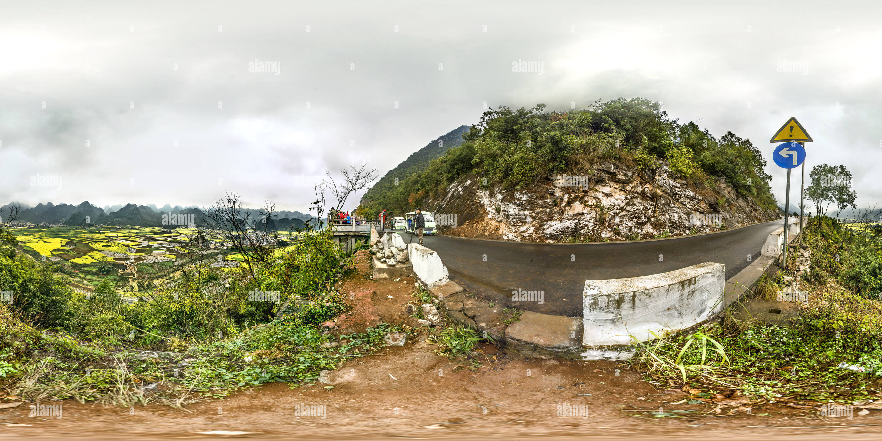 Guizhou xingyi wanfenglin forest of peaks hi-res stock photography and ...