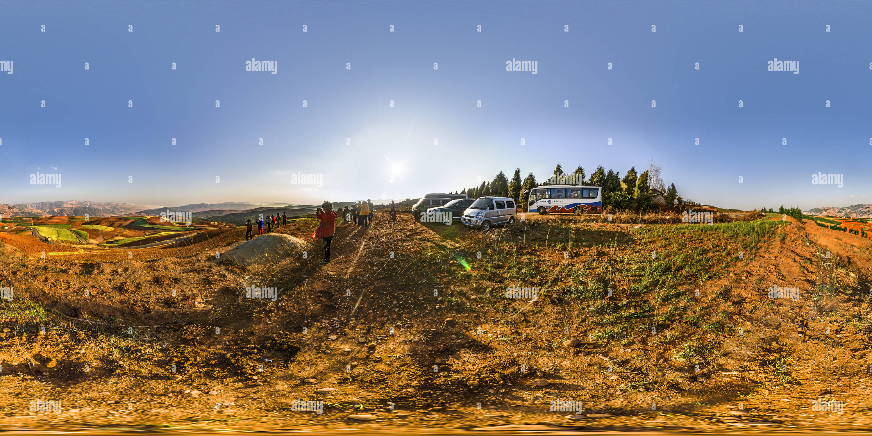 Yunnan kunming dongchuan red soil sightseeing sunset daping pond hi-res ...