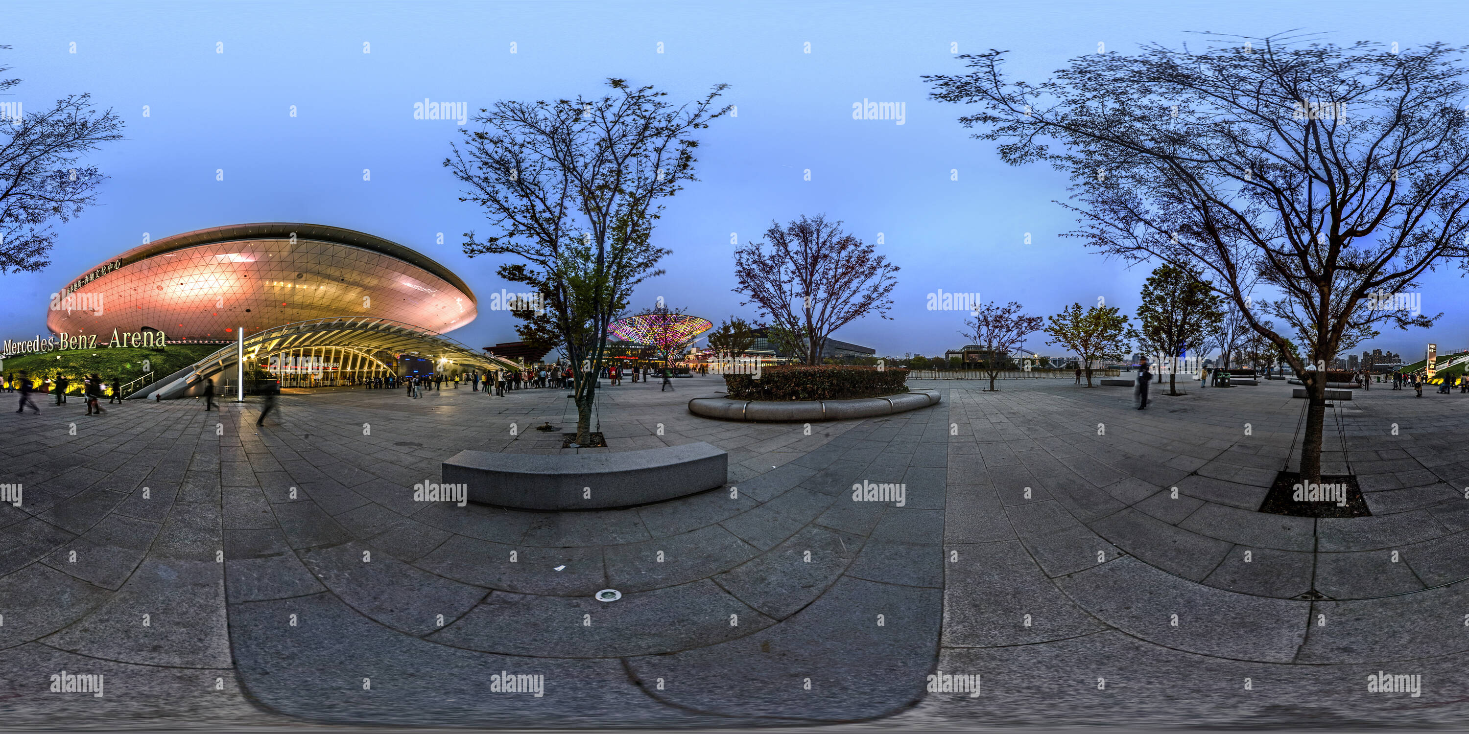 360° view of Shanghai Pudong World class cultural venues——Mercedes ...