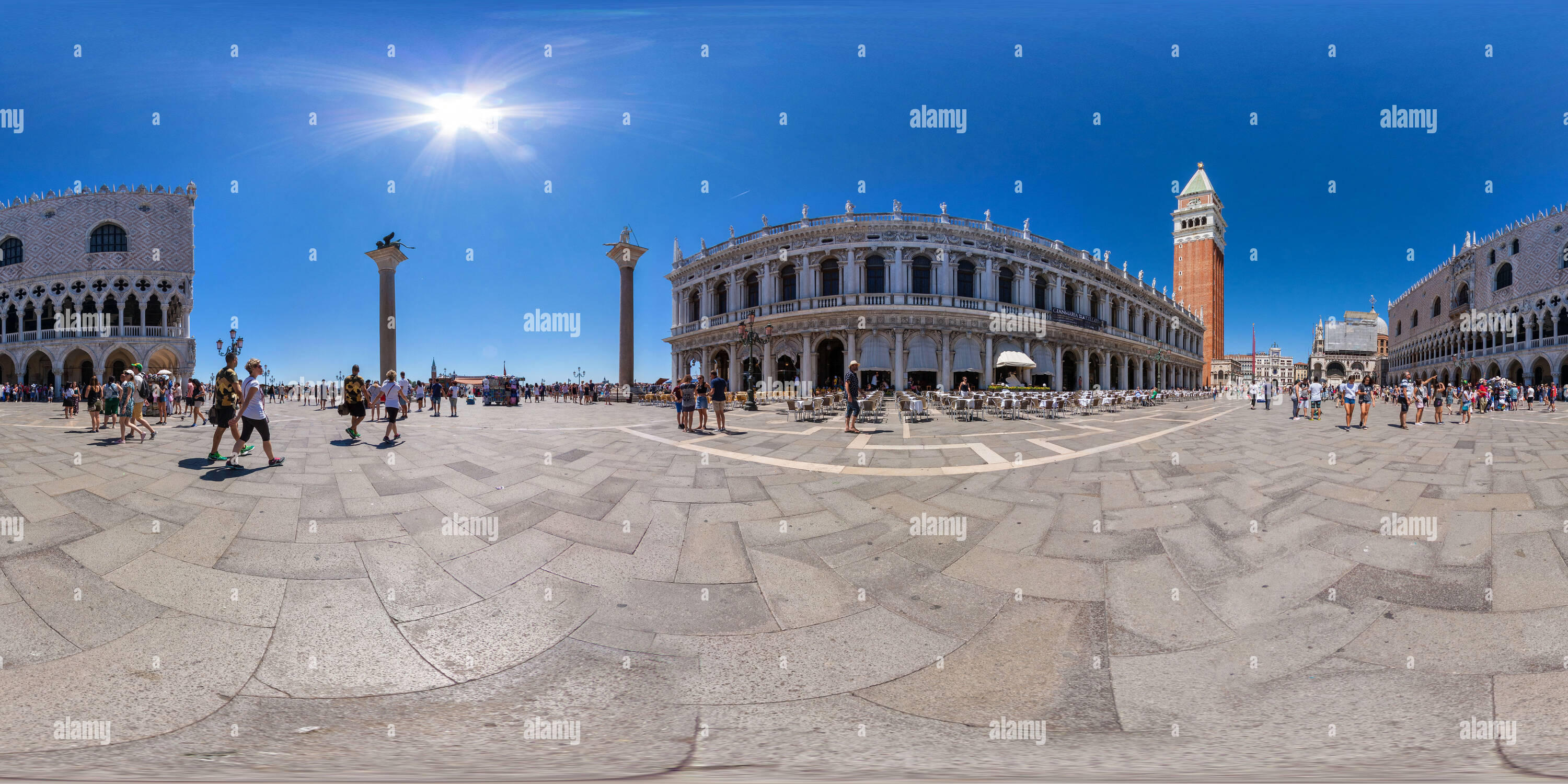 360° view of Columns of Venice - Alamy