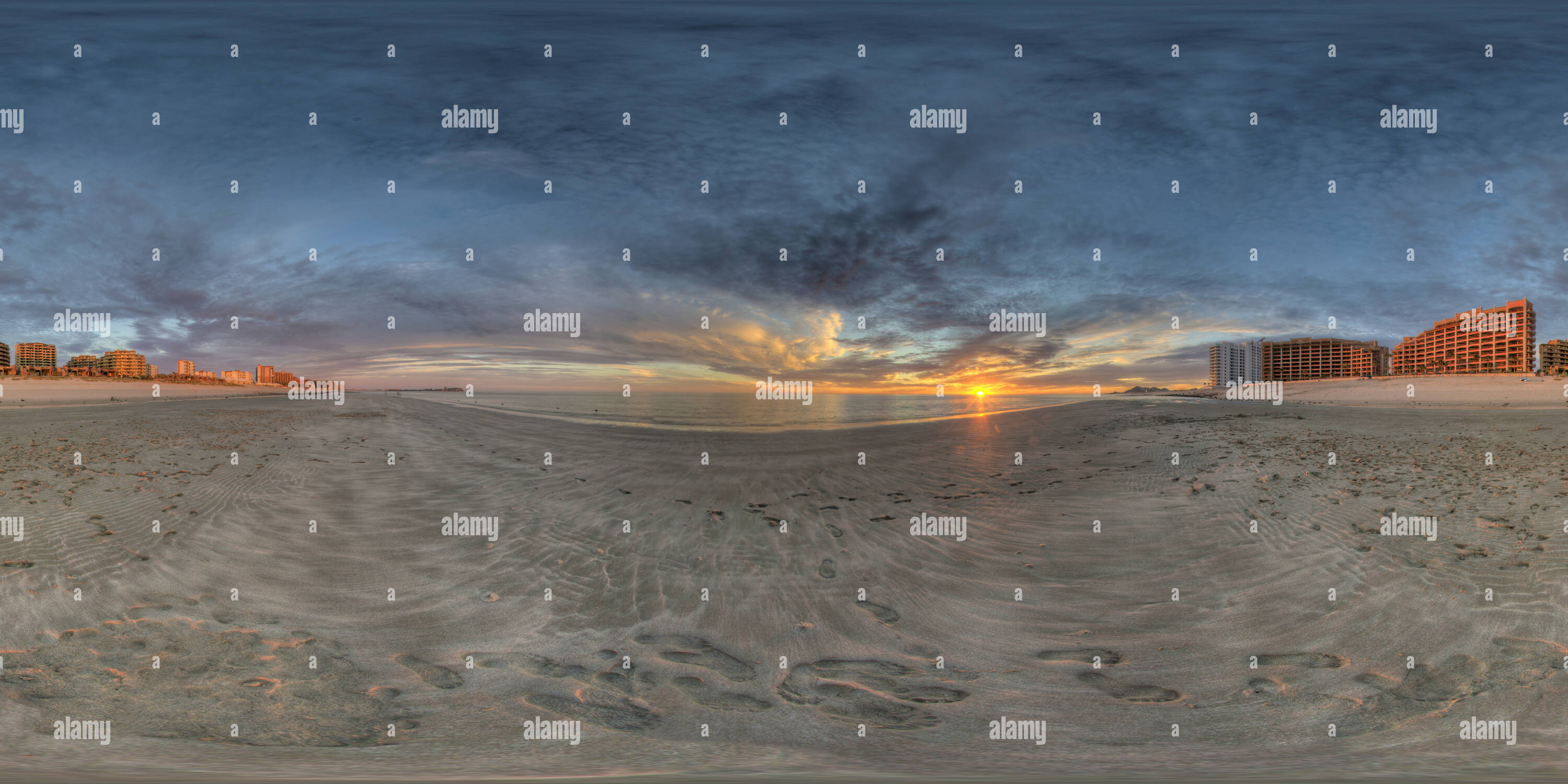 360° view of Sandy Beach Sunset and Resorts - Alamy