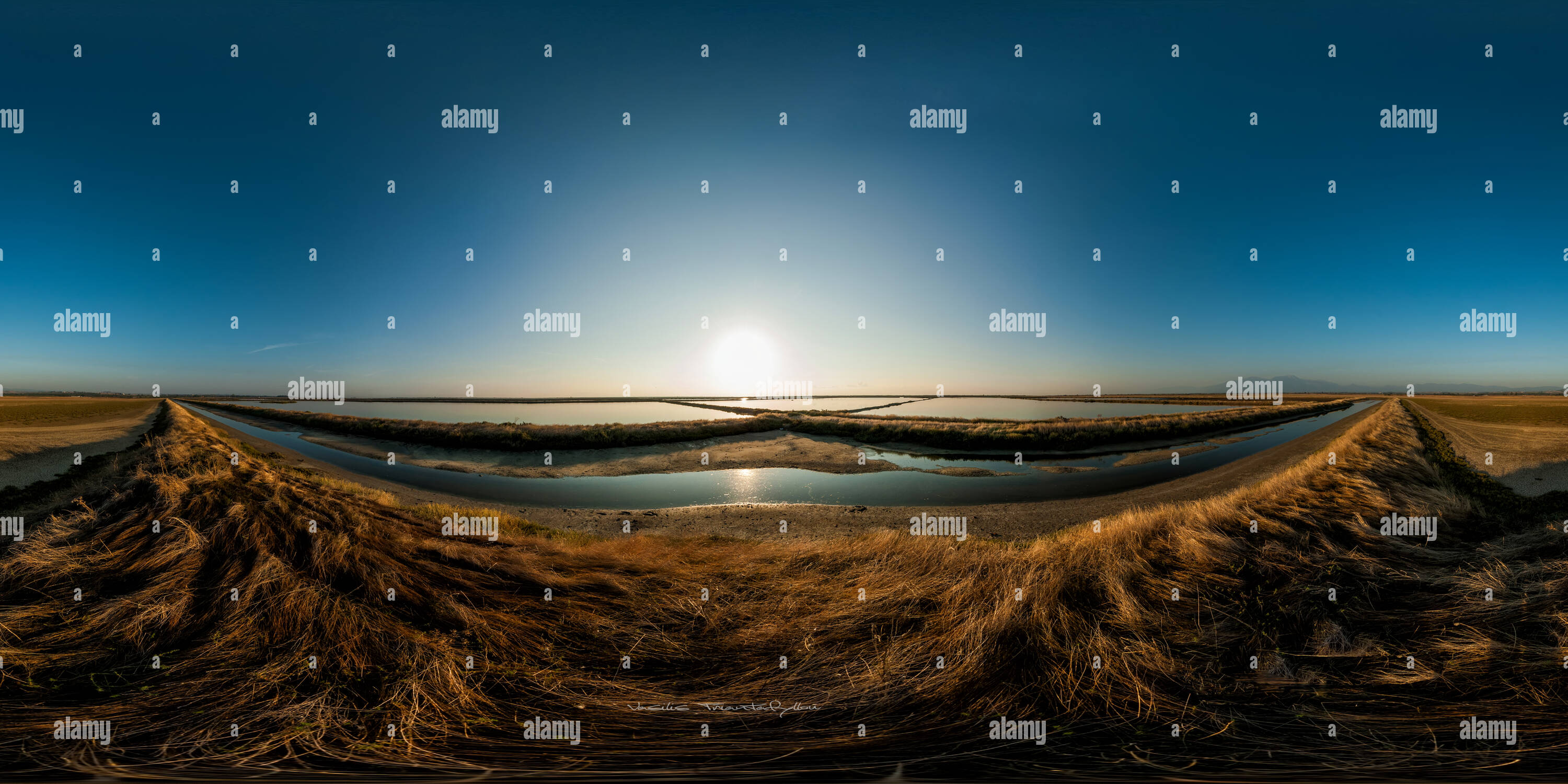 Salt pits hi-res stock photography and images - Alamy