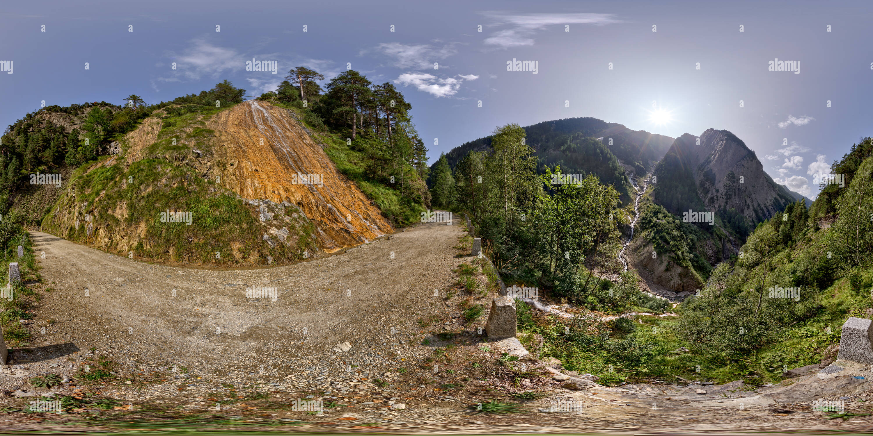 360° view of Strange waterfall in Twingi gorge - Alamy