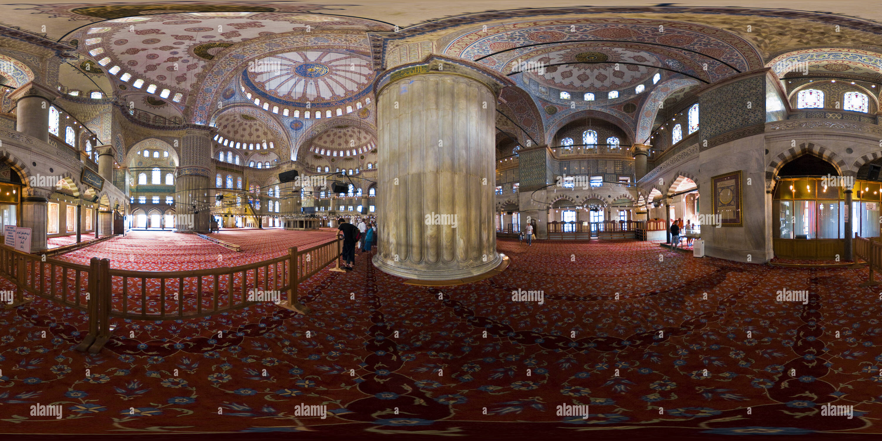 360° view of Sultan Ahmed Mosque at Istanbul - Alamy