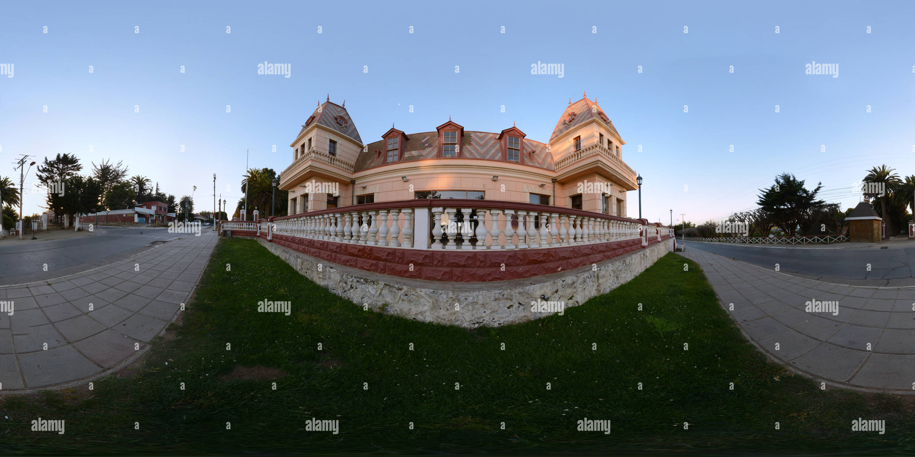 360° view of Antiguo Casino y Jardínes de Agustín Ross - Pichilemu - Alamy