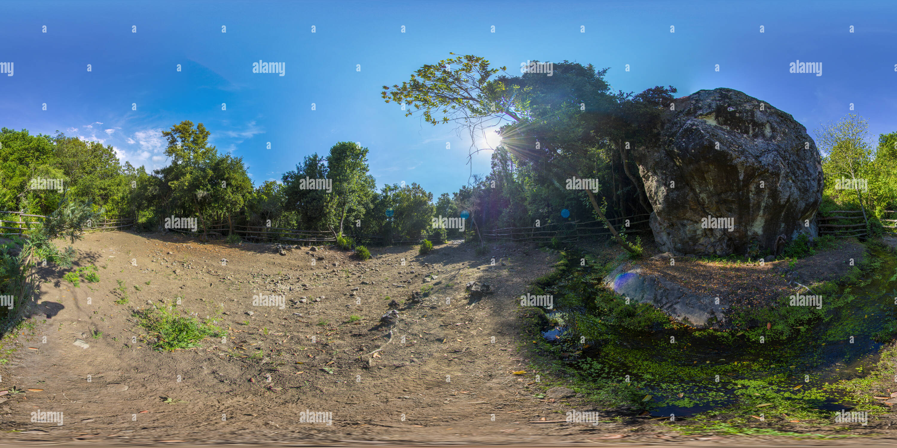 360° view of Establo Y Piedra - Alamy