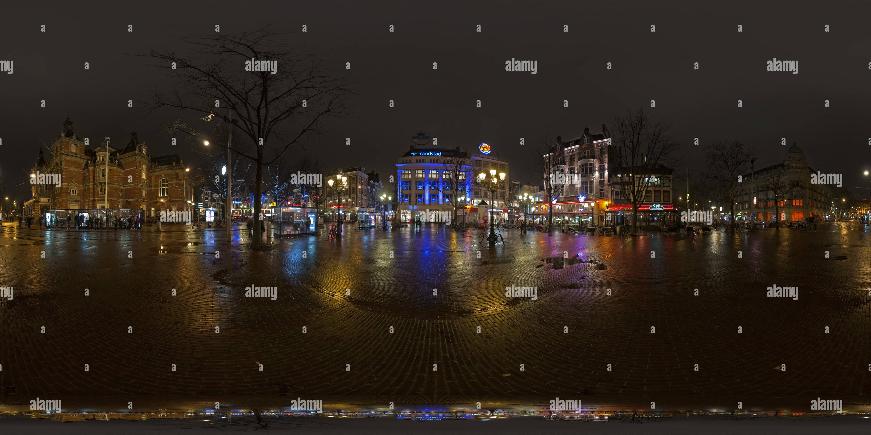 360° view of Leidseplein at night - Alamy