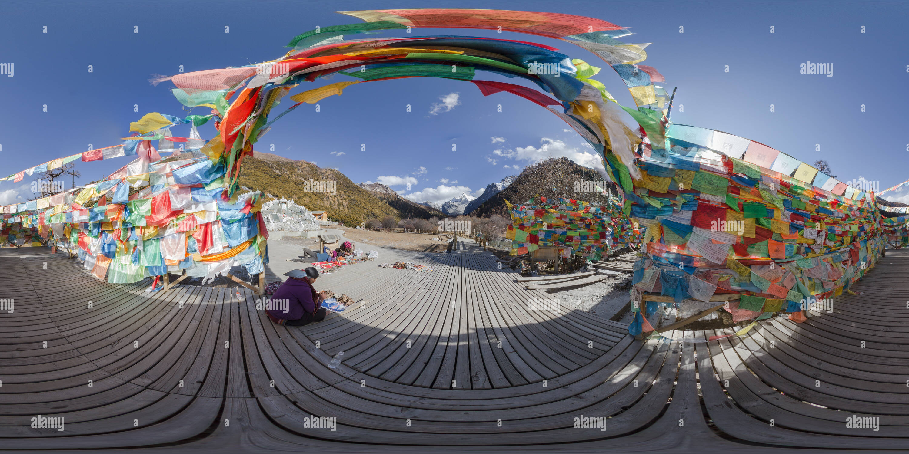 360° view of sichuan-Aden Scenic Area-2-3 - Alamy