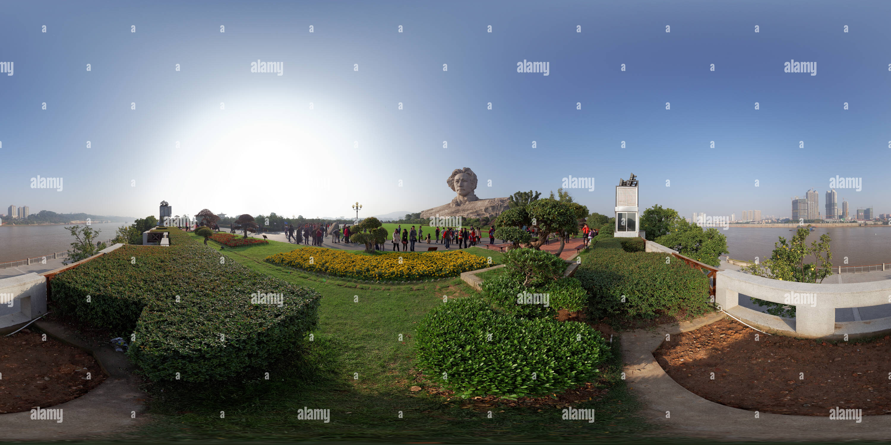 360° view of Changsha - Orange Island Park - Mao Zedong statue -2012 ...