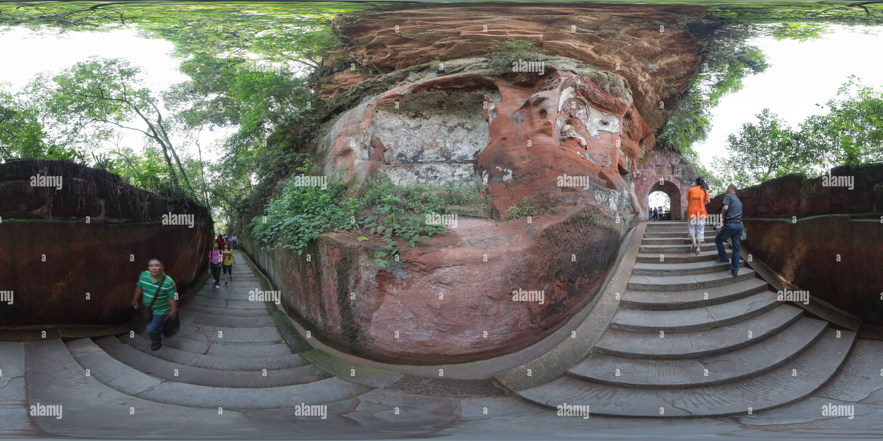 360° view of Leshan Giant Buddha - Cliff -1 - Alamy