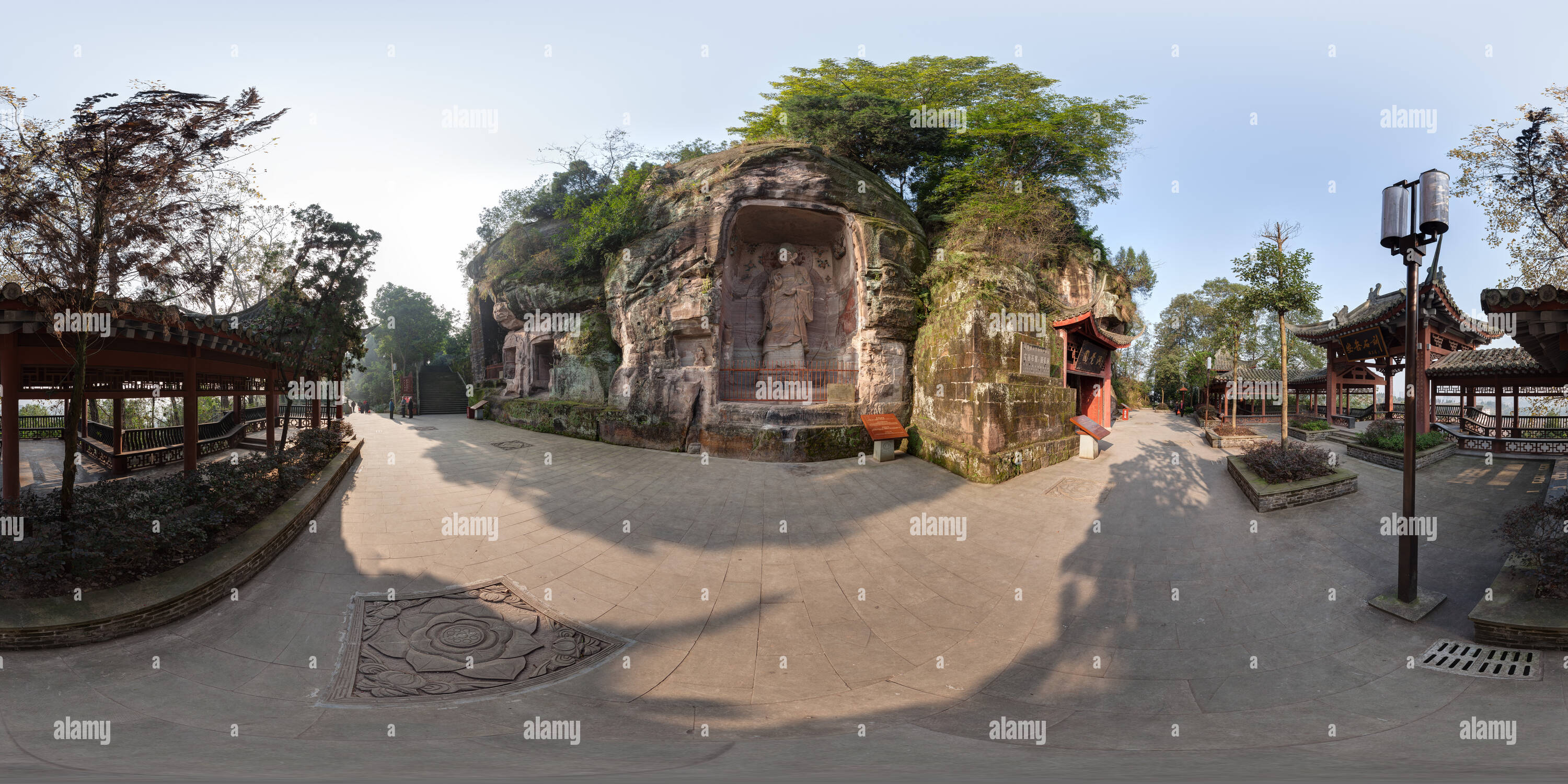 360° view of Sichuan Province - Anyue County - Yuanjue Cave - Buddha ...