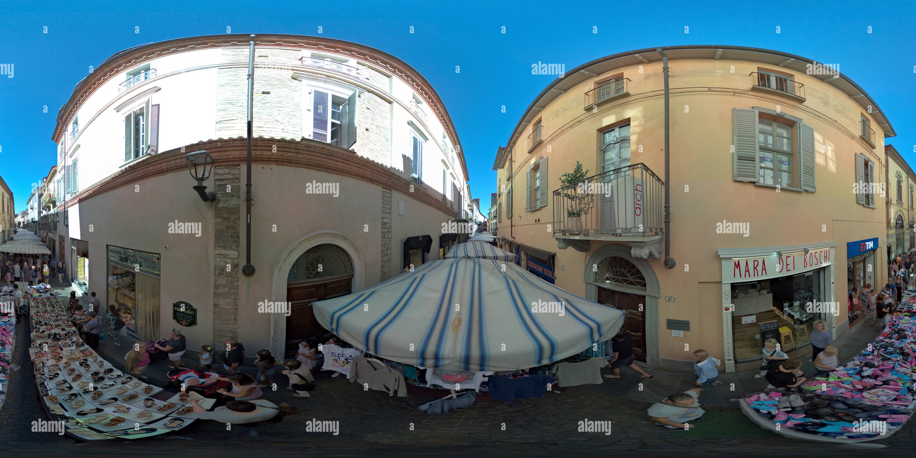360° view of Old town market Alba Italy - Alamy