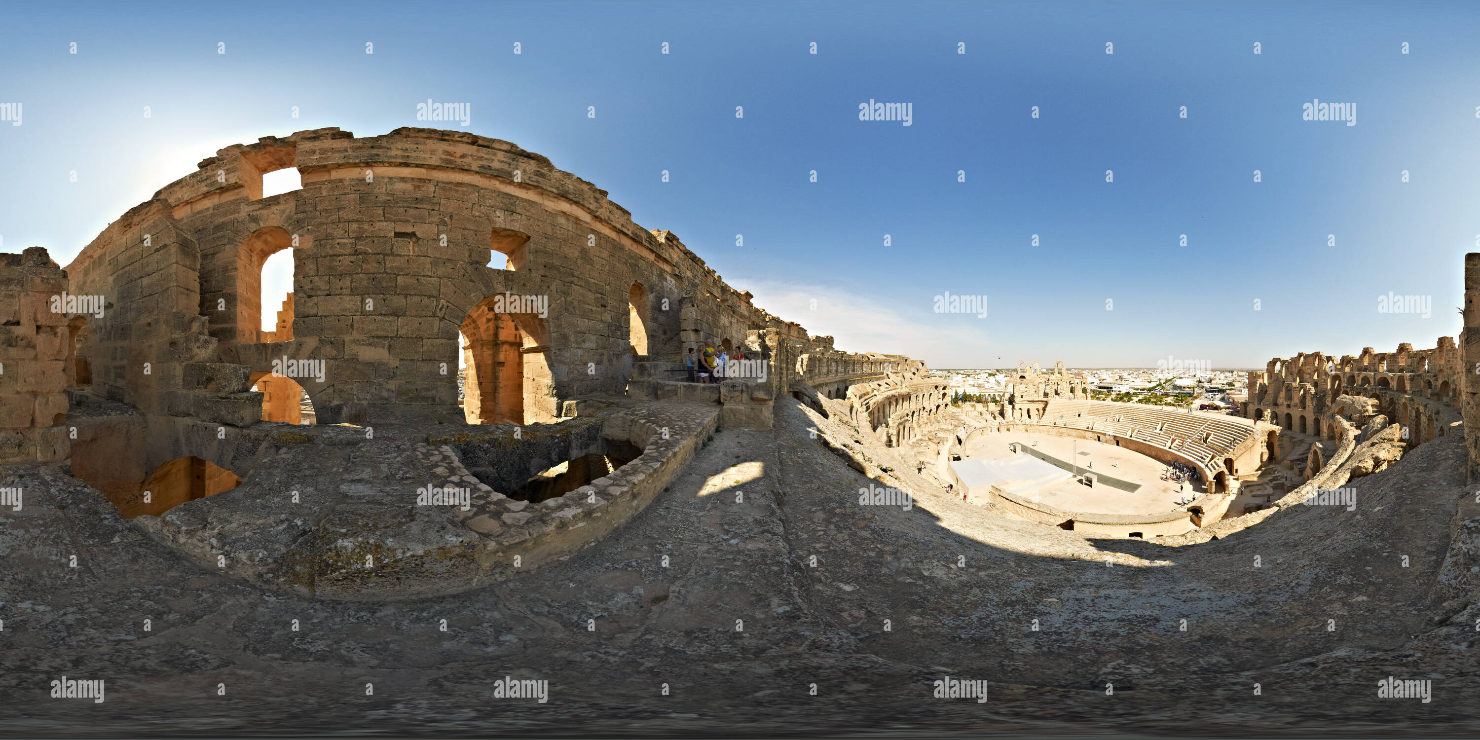 360° view of Amphitheatre in El Jem - Alamy
