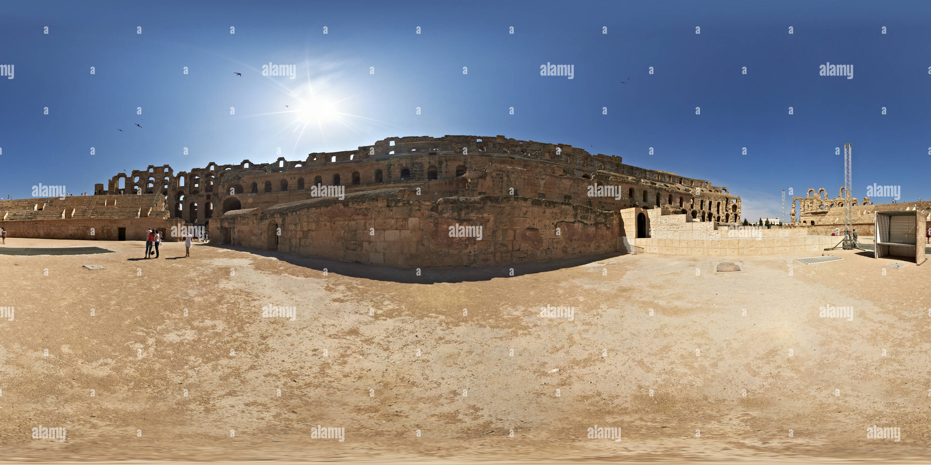 360° view of Amphitheatre in El Jem main arena - Alamy