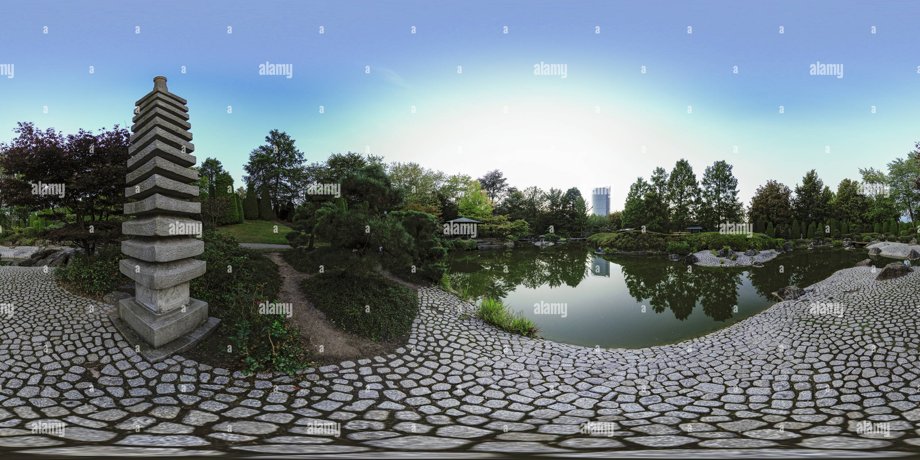 360° view of Bonn -Japanese Garden at Rheinauen - Alamy