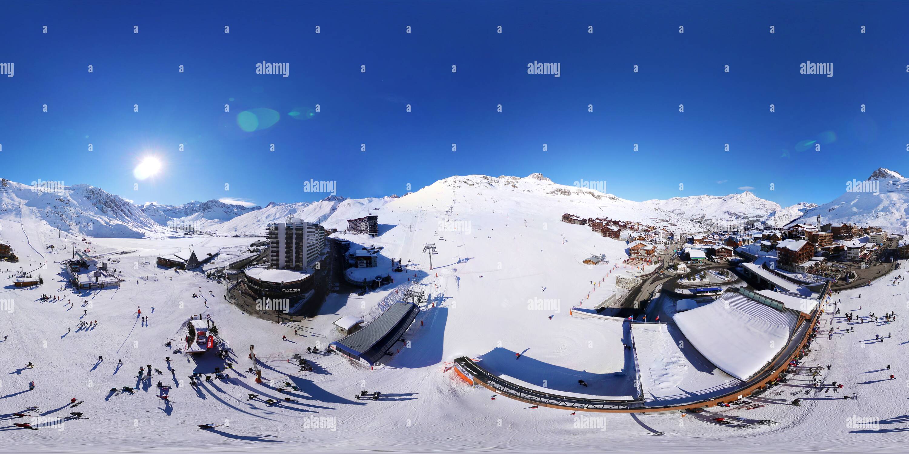 360° view of Tignes le lac - Alamy