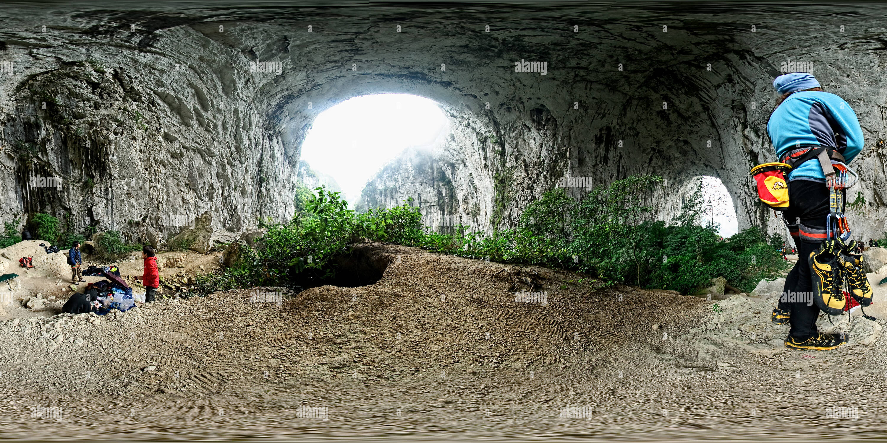 360° view of Getu Valley GRCAT ARCH - Alamy