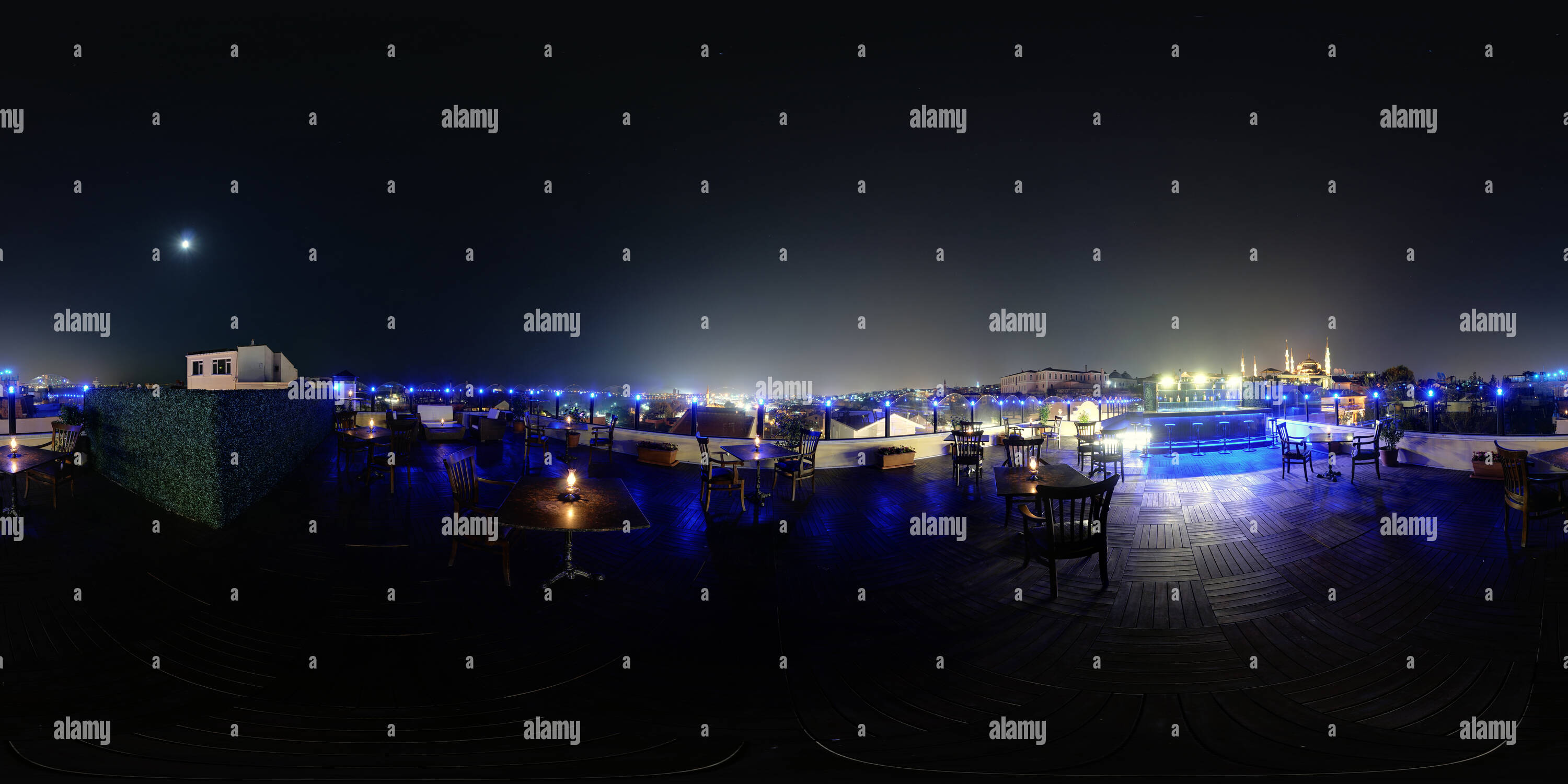 360° view of Hotel Albatros Premier - Terrace (Night - Alamy