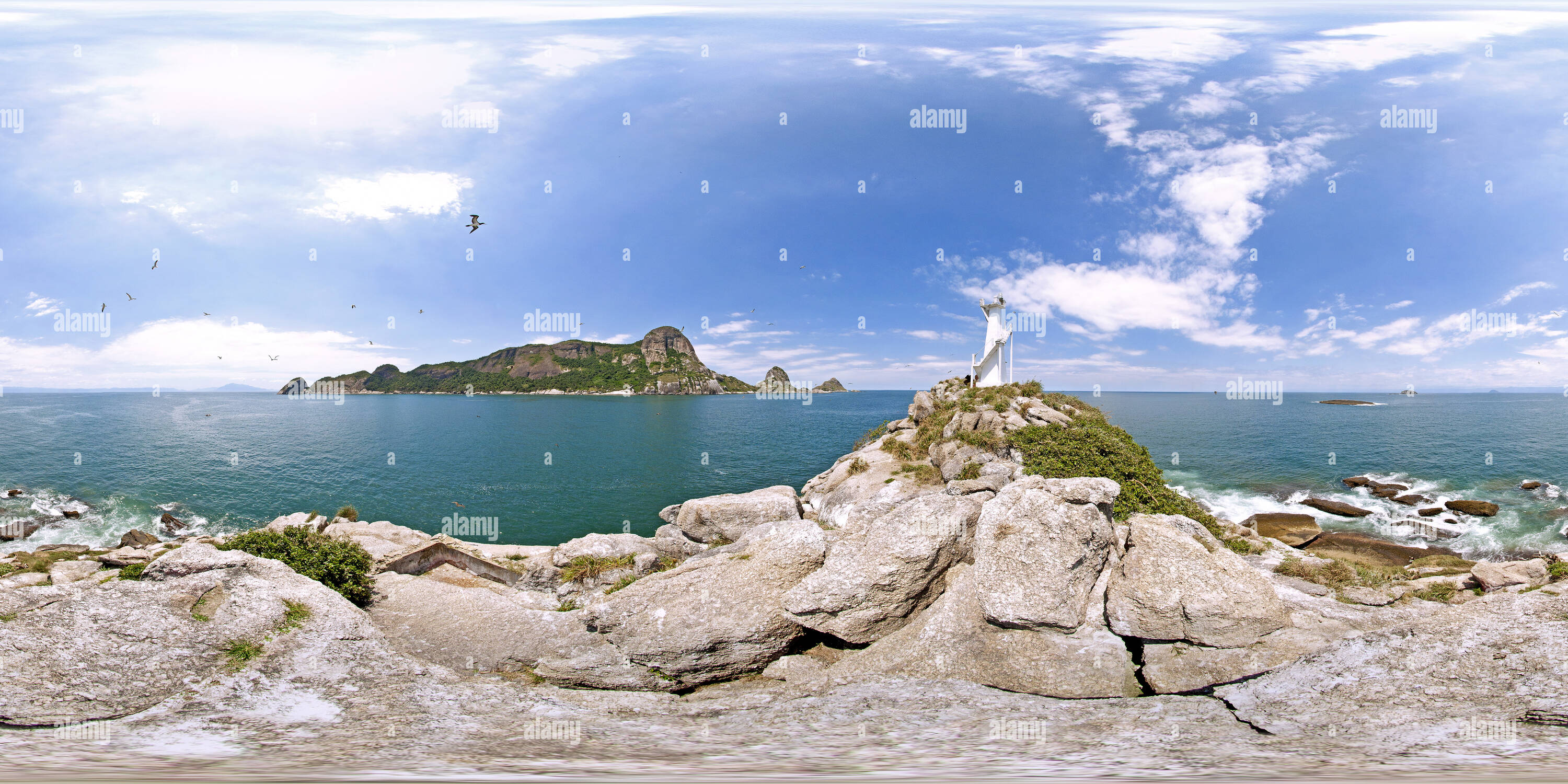 360° view of Farol do Arquipélago de Alcatrazes - Alamy