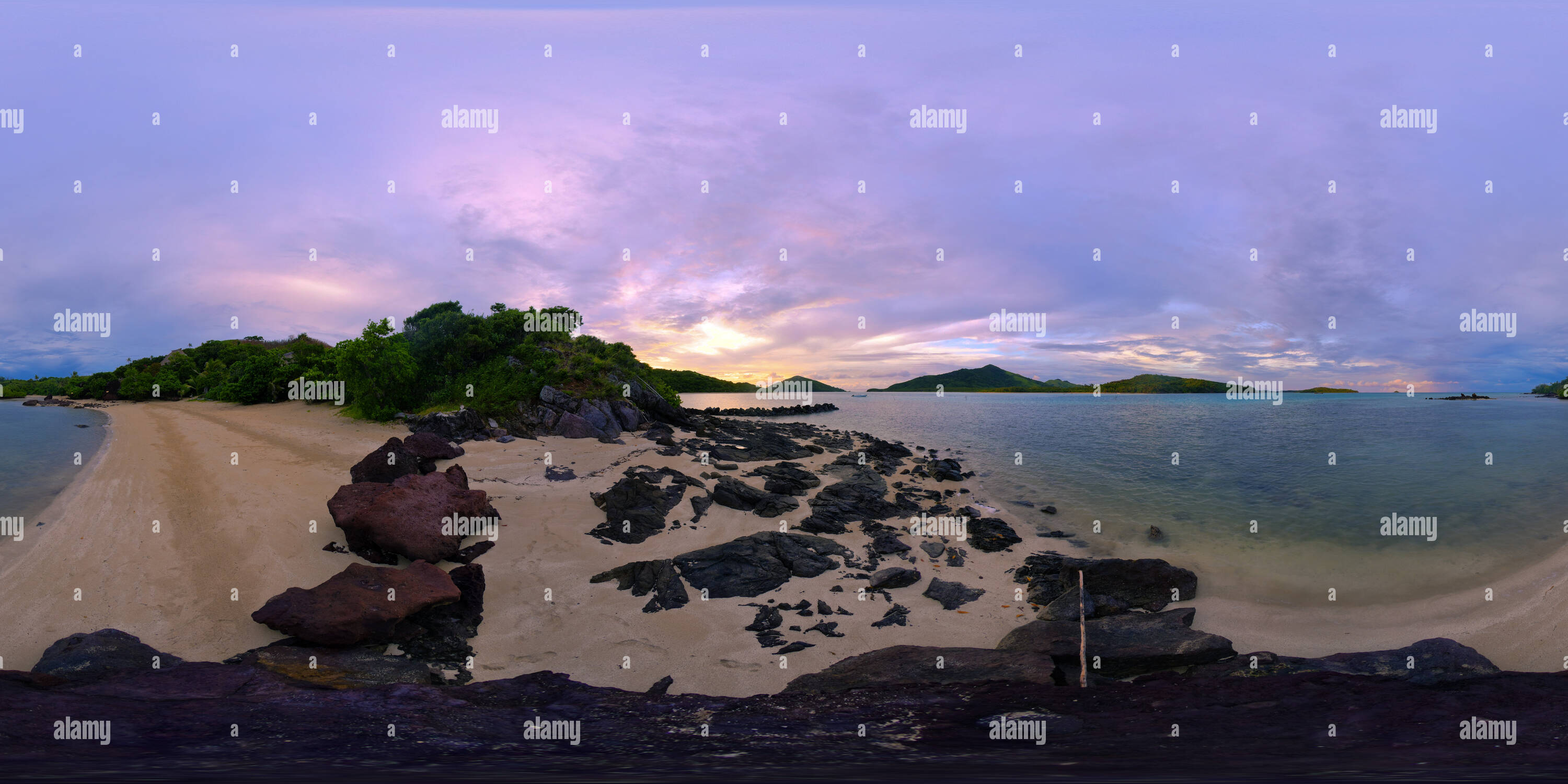 360° view of Sunset at Navutu Stars Resort in the Yasawa Islands - Alamy