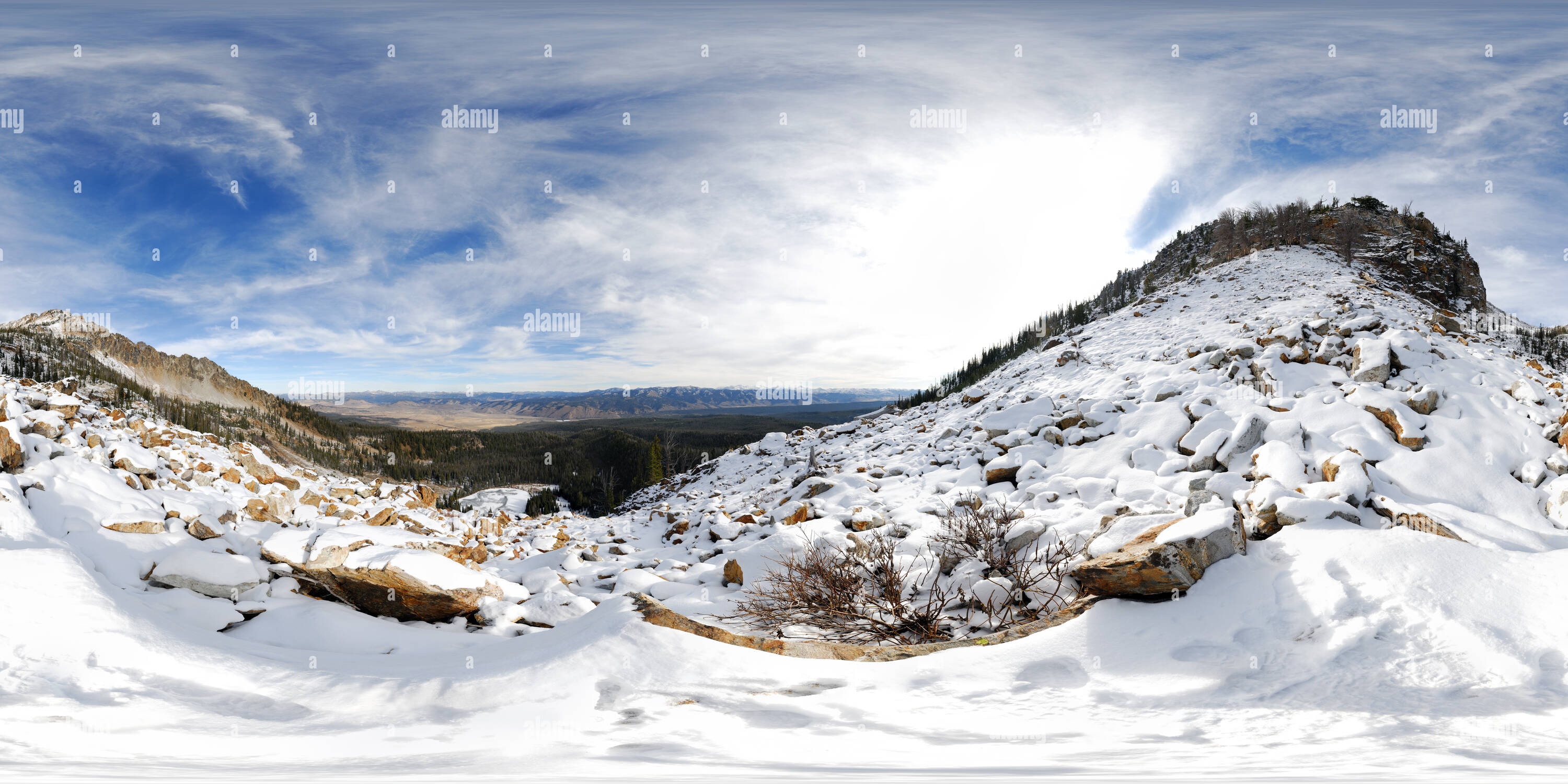 360° view of Marshall Lake, Sawtooth National Wilderness, Idaho, USA ...