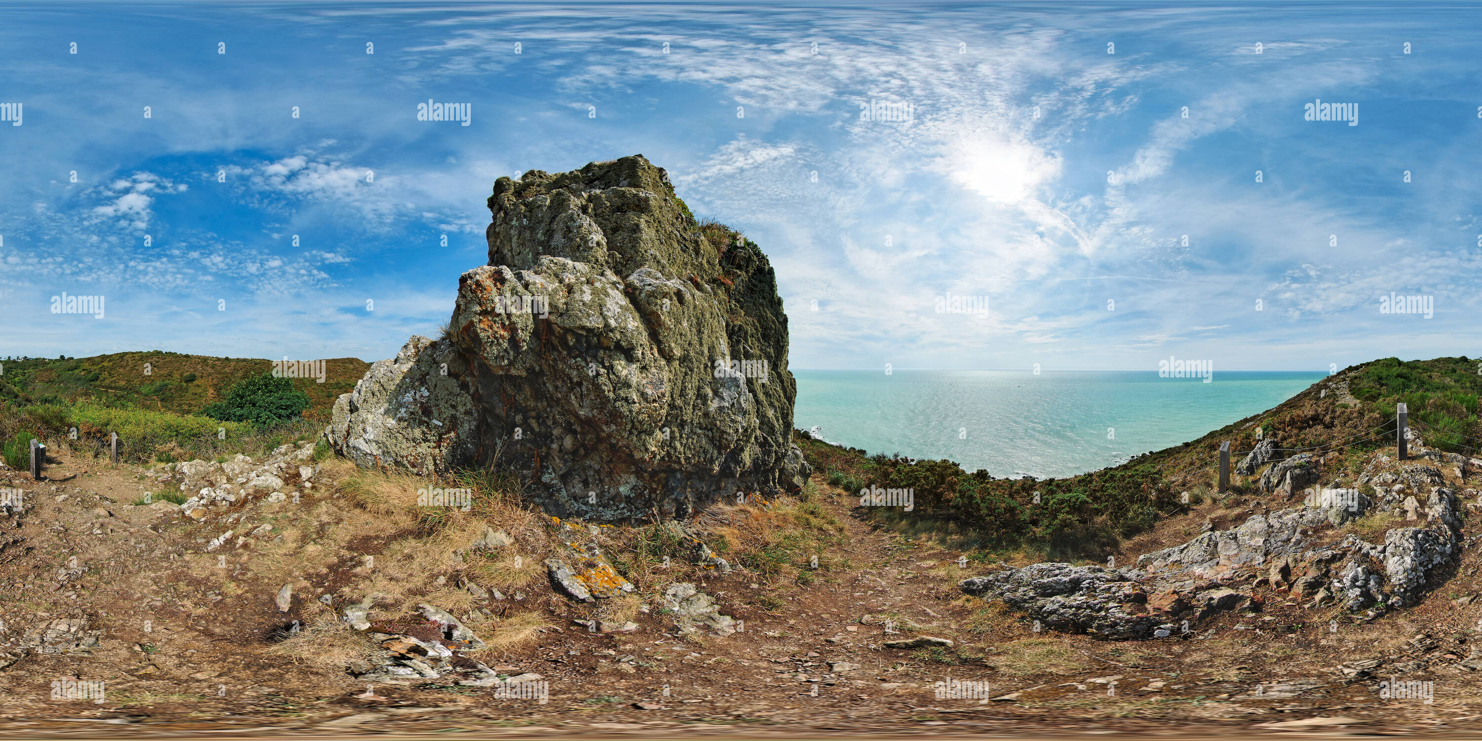360° view of Le rocher de Sard de la vallée du Lude à Carolles - France ...