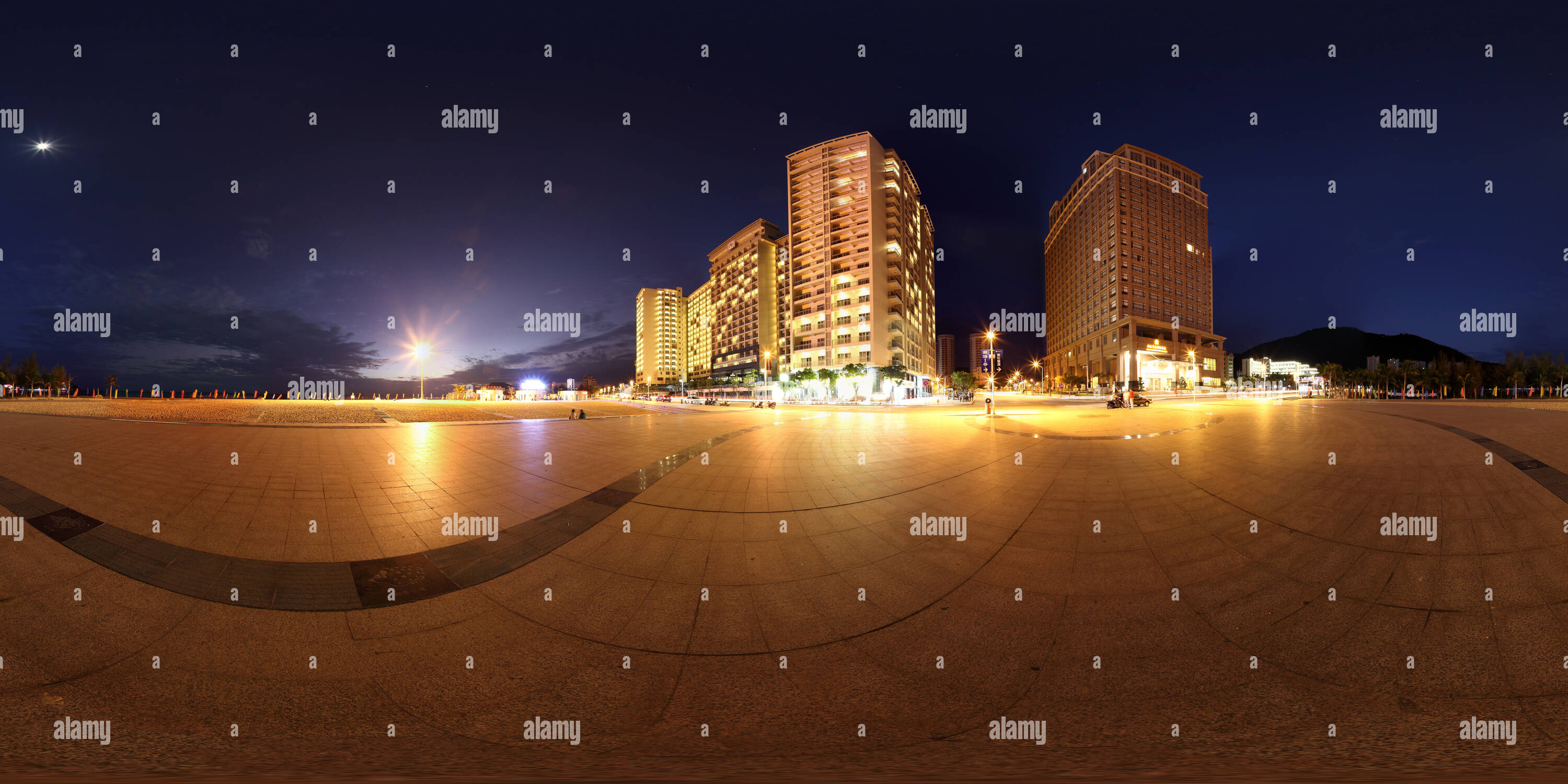 360° view of Sunshine Peninsula International Hotel - Alamy