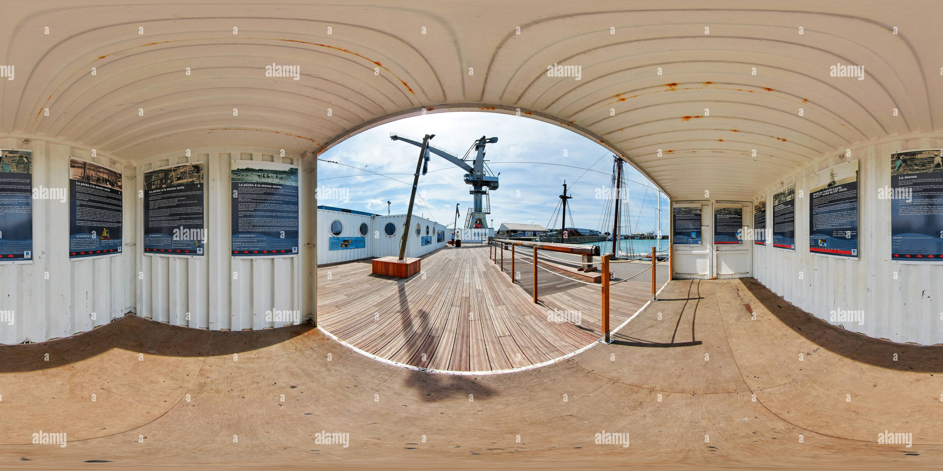 360° view of Container d'exposition du village du Marité à Granville ...